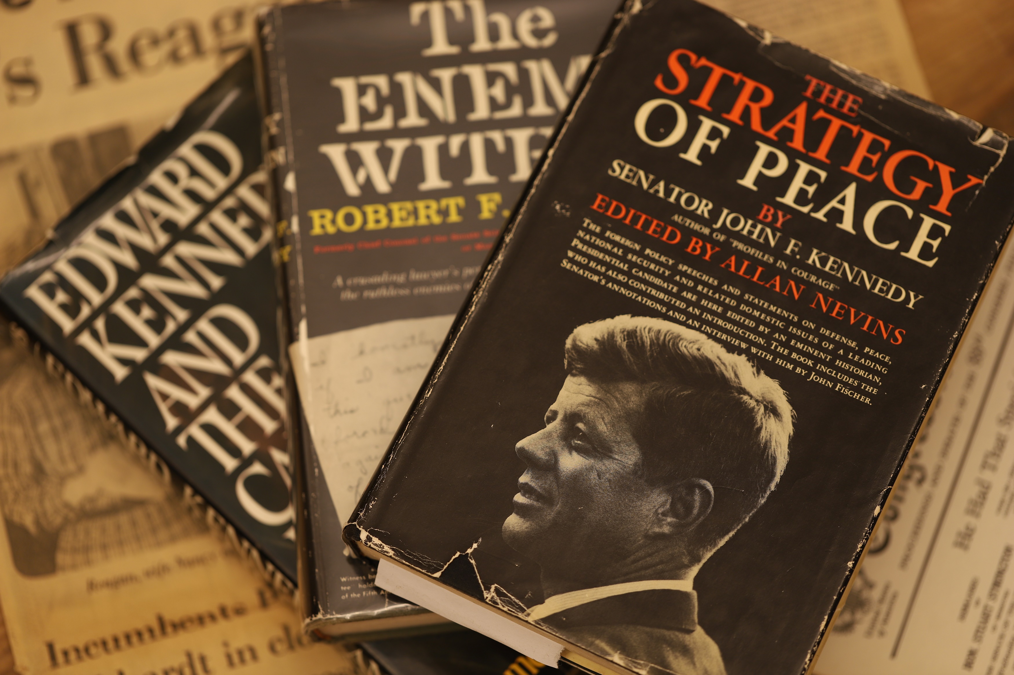 Legacies of Leadership | Signatures from US Presidents