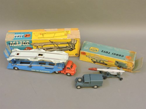 Lot 282 - Corgi 1101 Carrimore car transporter