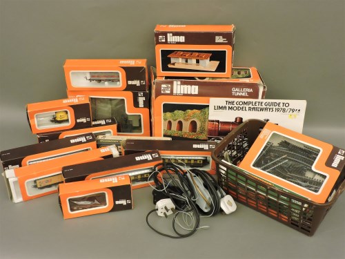 Lot 45 - An Italian Lima part model railway