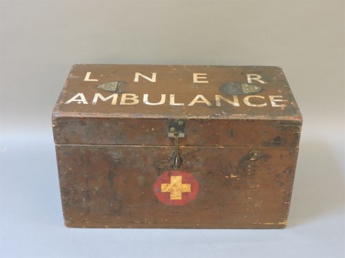 Lot 452 - A railway LNER original first aid box