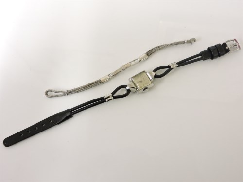 Lot 111 - A stainless steel ladies Cyma mechanical