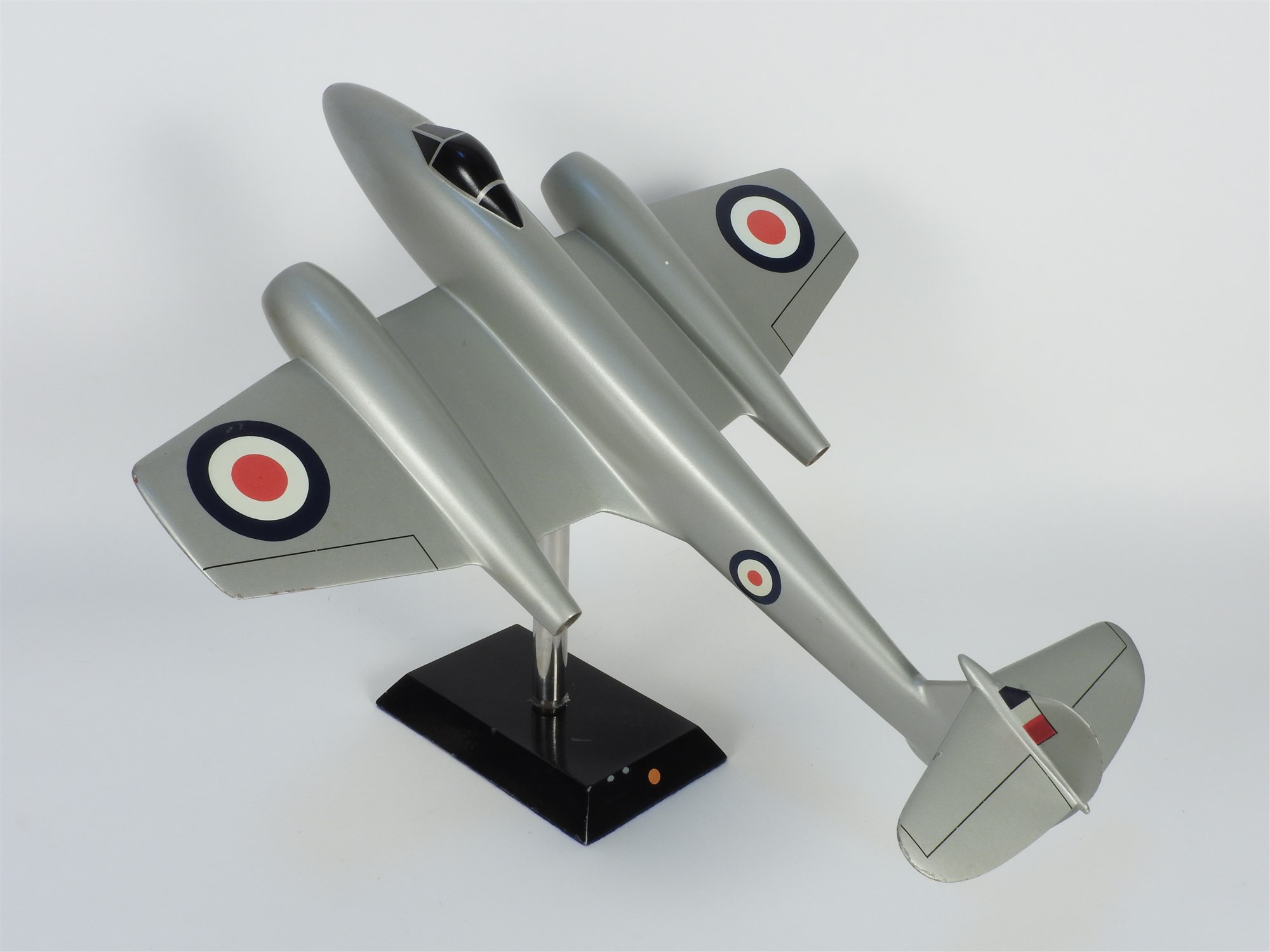 Lot 316 - An aluminium model of a Gloster Meteor jet