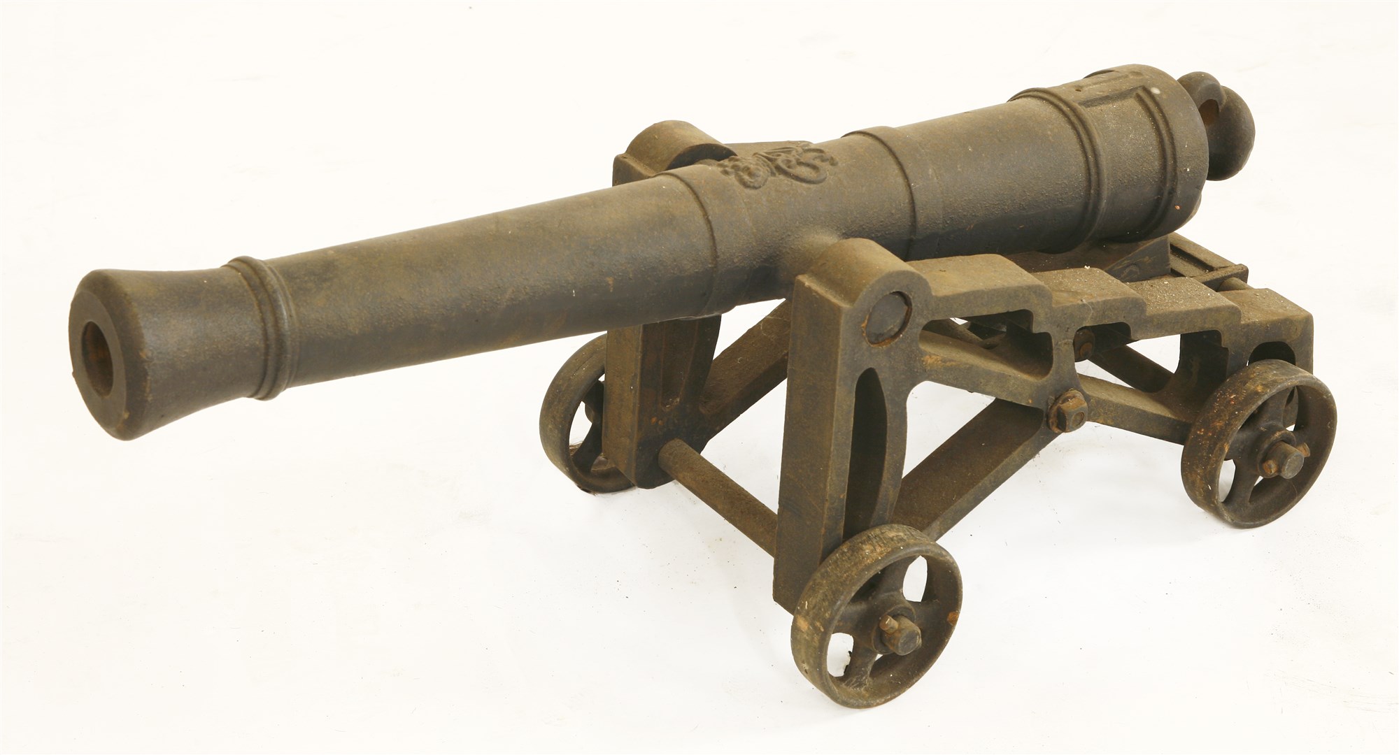 Lot 70 - A signal cannon