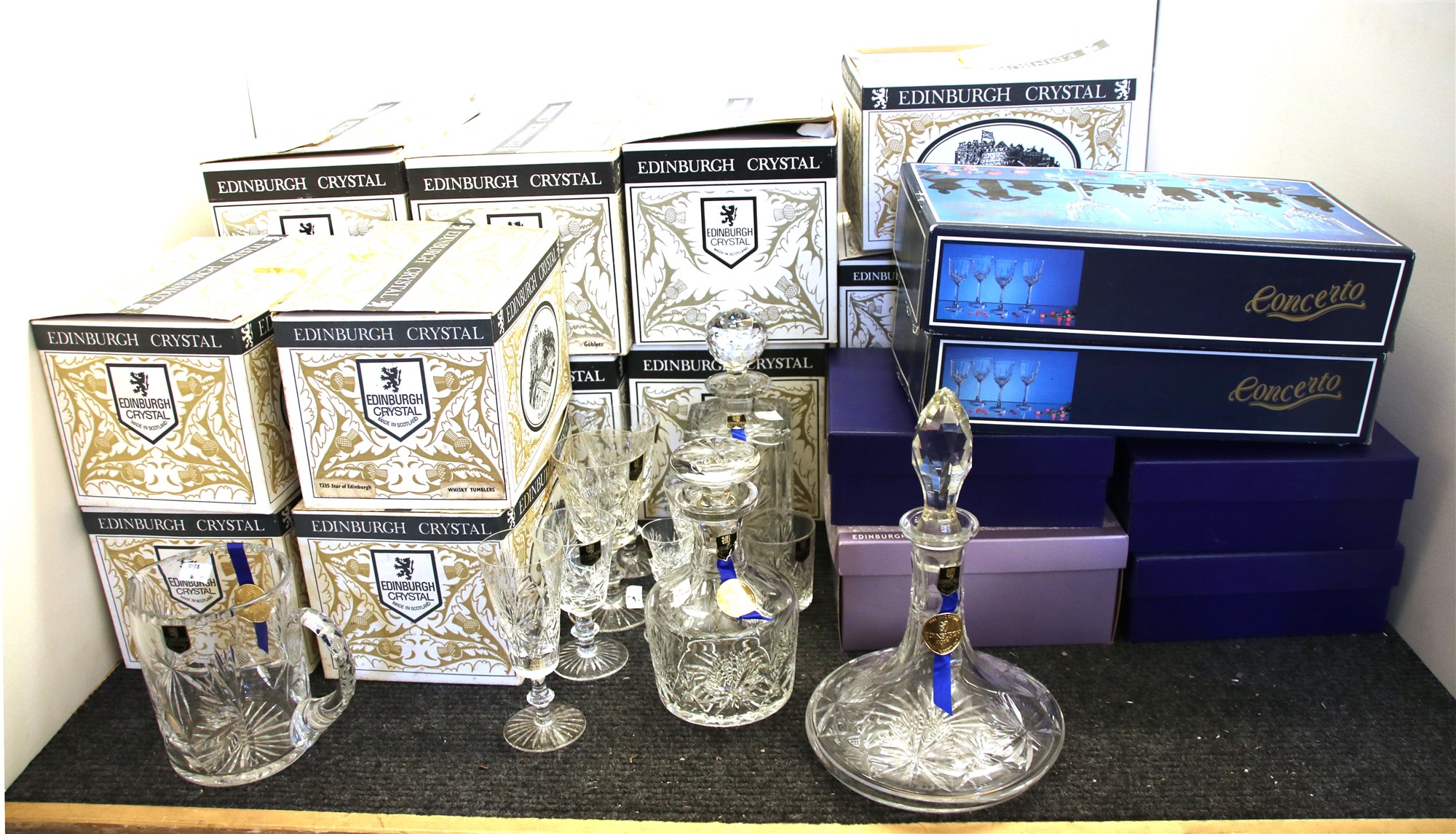 Lot 191 - A suite of Edinburgh crystal 'Star of