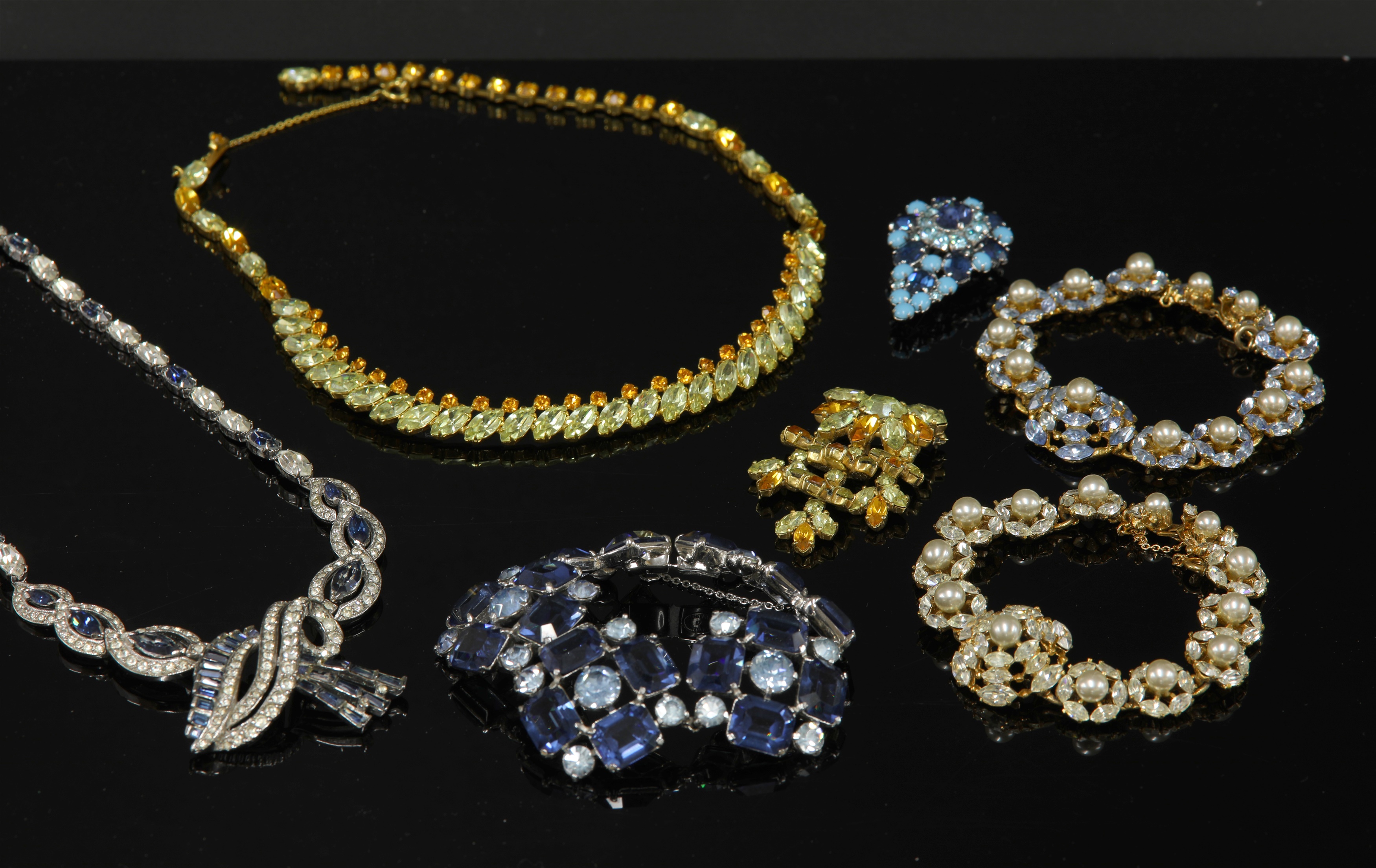 Lot 658 - Seven pieces of Mitchel Maer for Christian