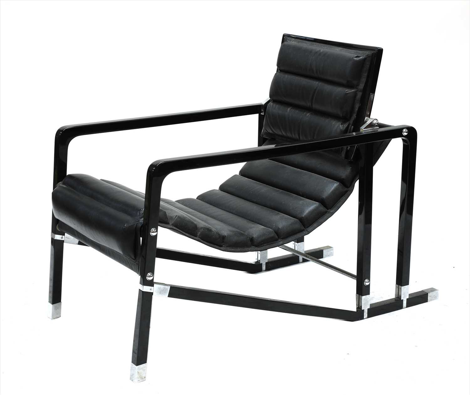Lot 277 - A Transat armchair,