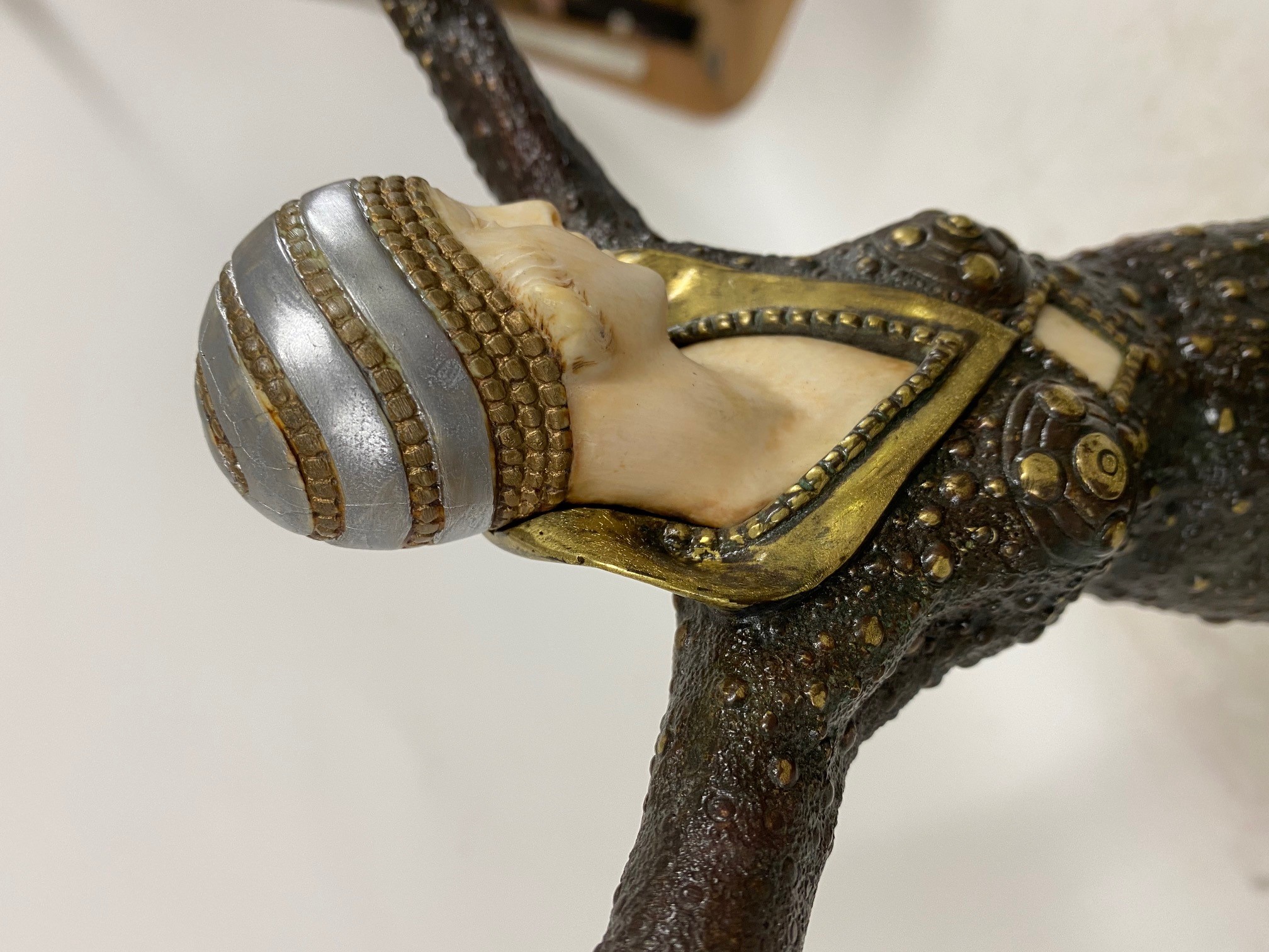 Lot 185 - Demétre Chiparus (Romanian, 1886-1947),