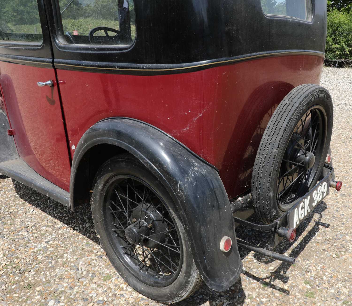 Lot 1 - 1933 Austin 7 RP Saloon