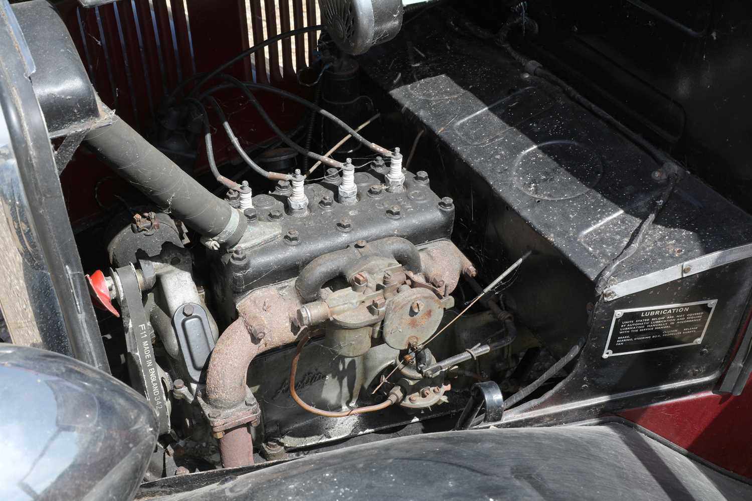 Lot 1 - 1933 Austin 7 RP Saloon