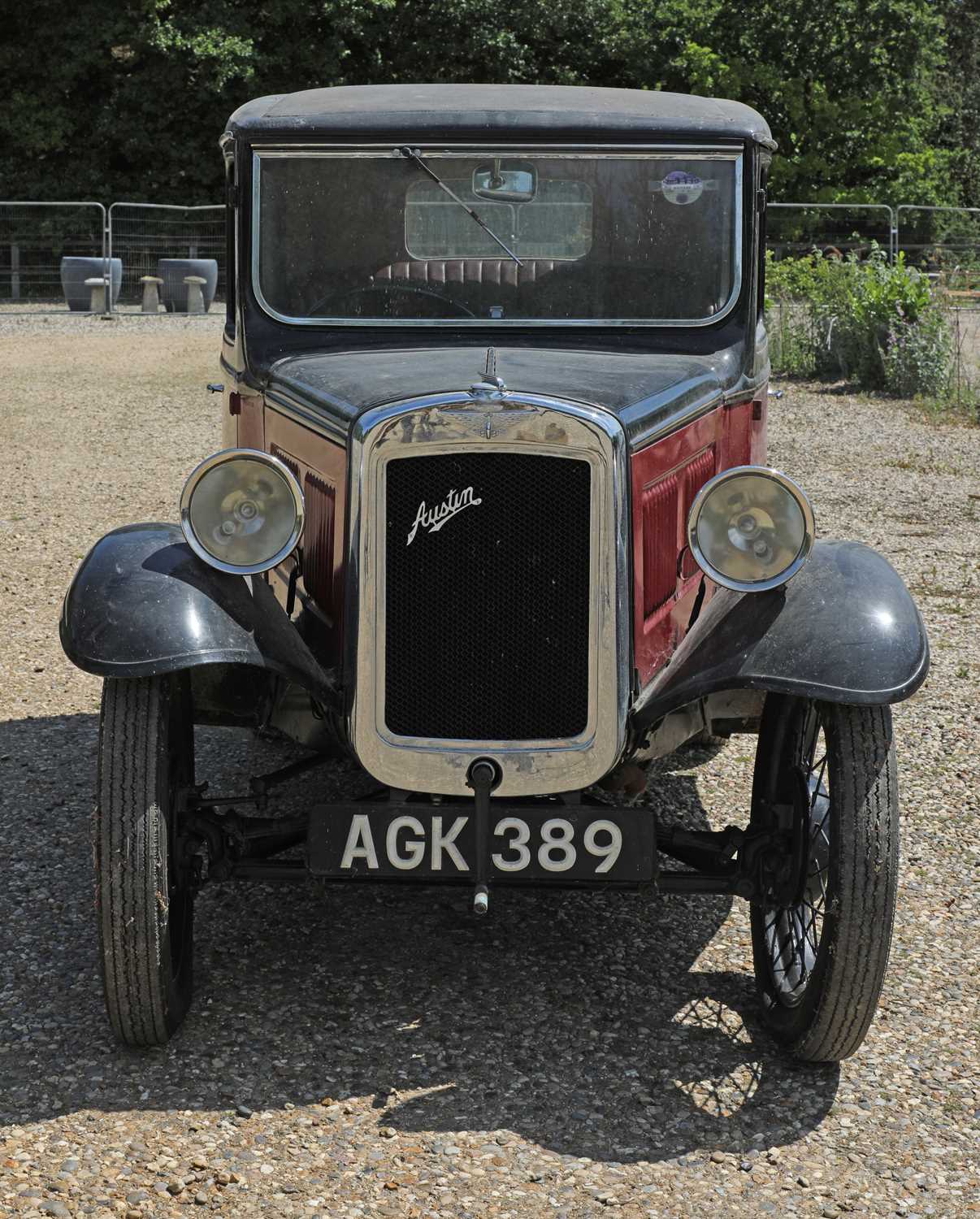 Lot 1 - 1933 Austin 7 RP Saloon