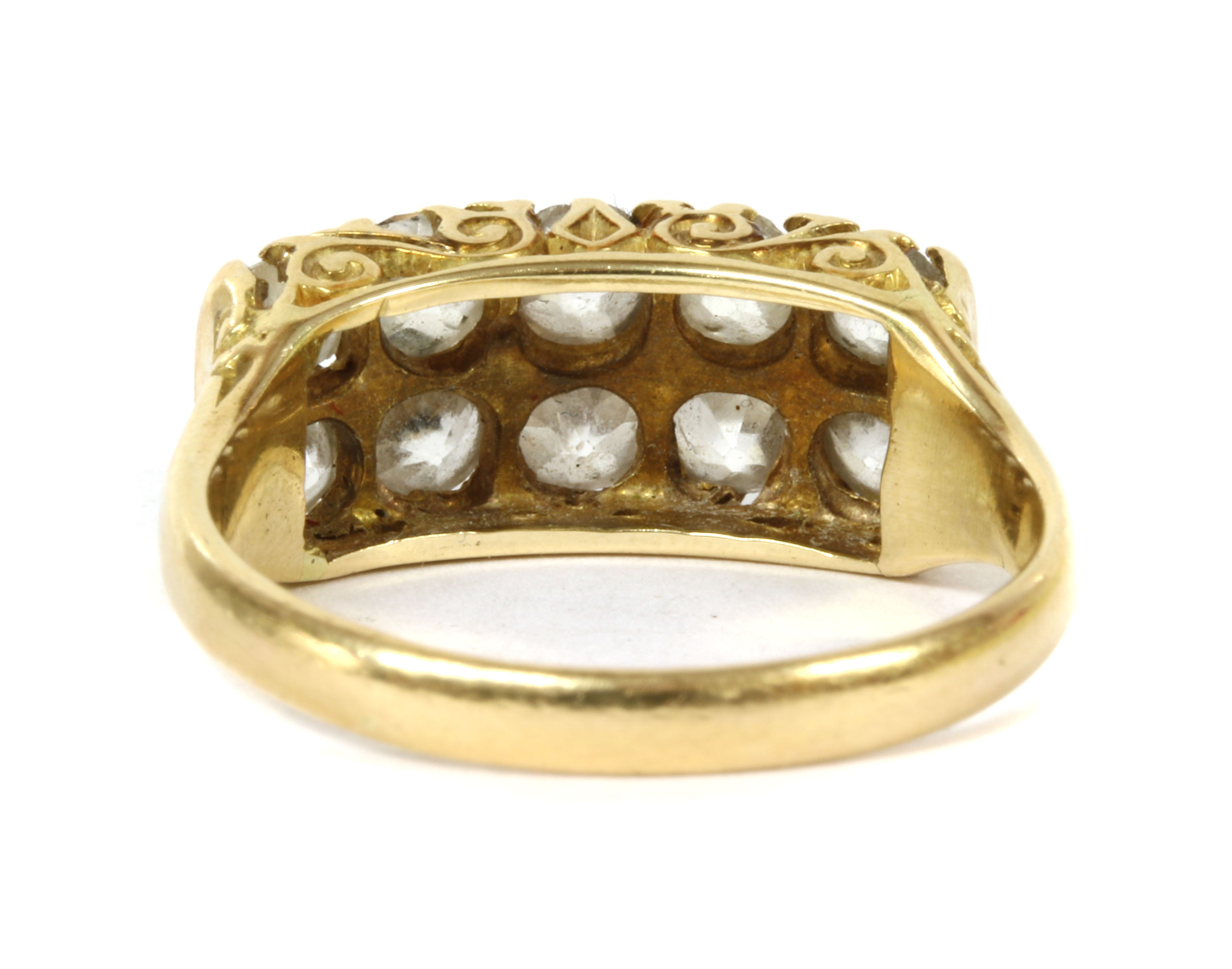 Lot 5 - A Victorian 18ct gold ten stone diamond ring,