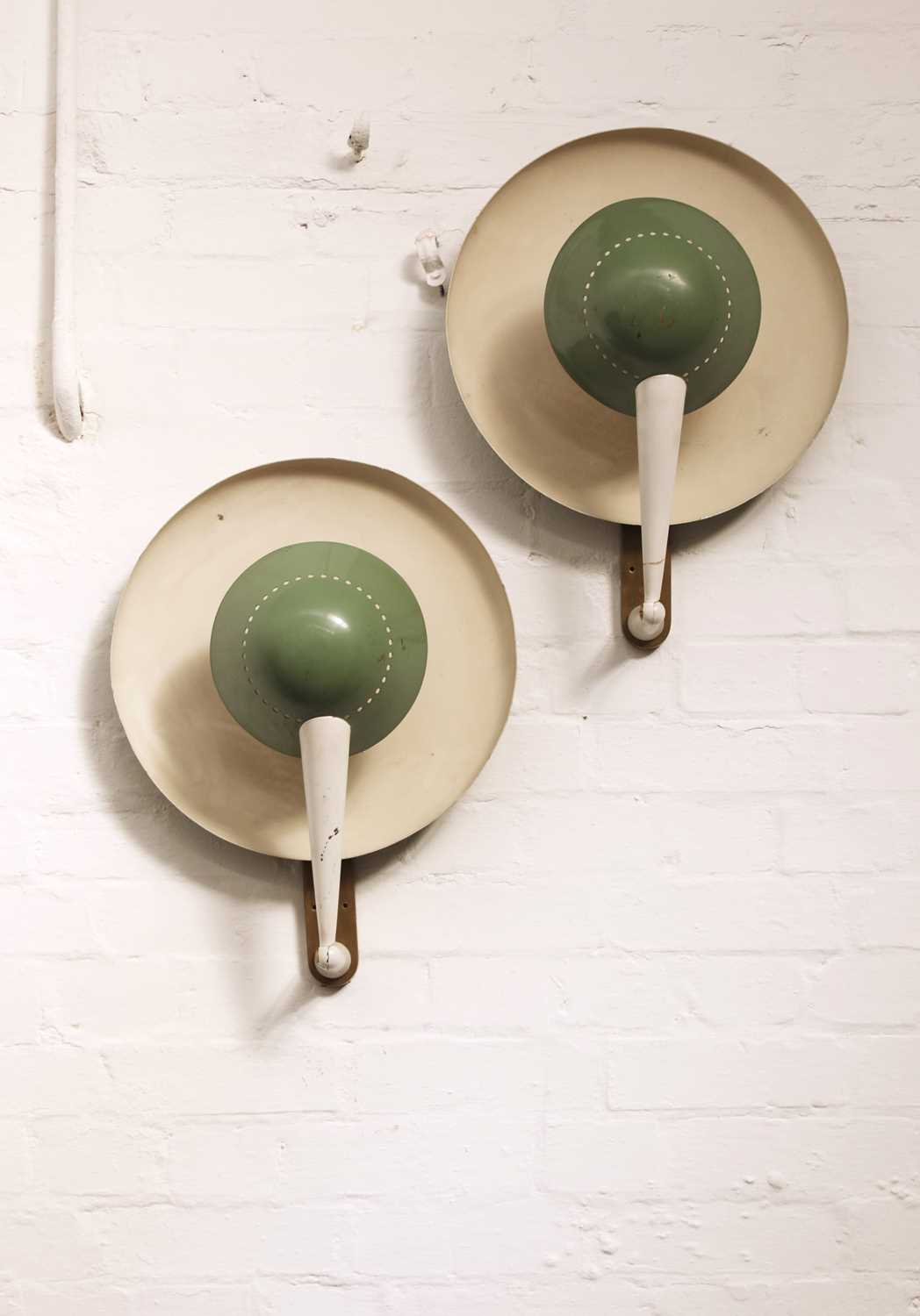Lot 547 - A pair of Stilnovo model 'B.4917' adjustable