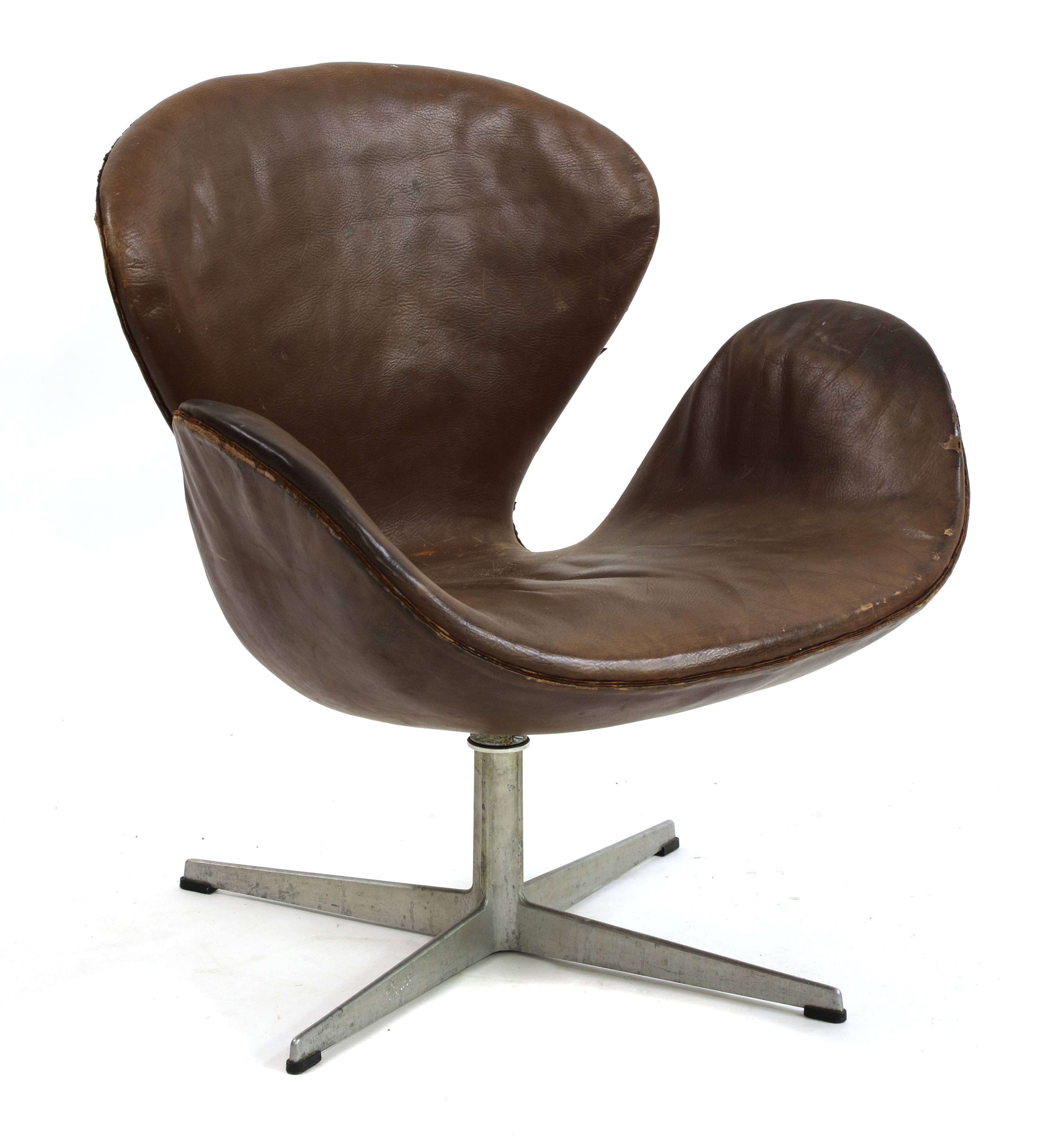 Lot 334 - A 'Swan' chair,