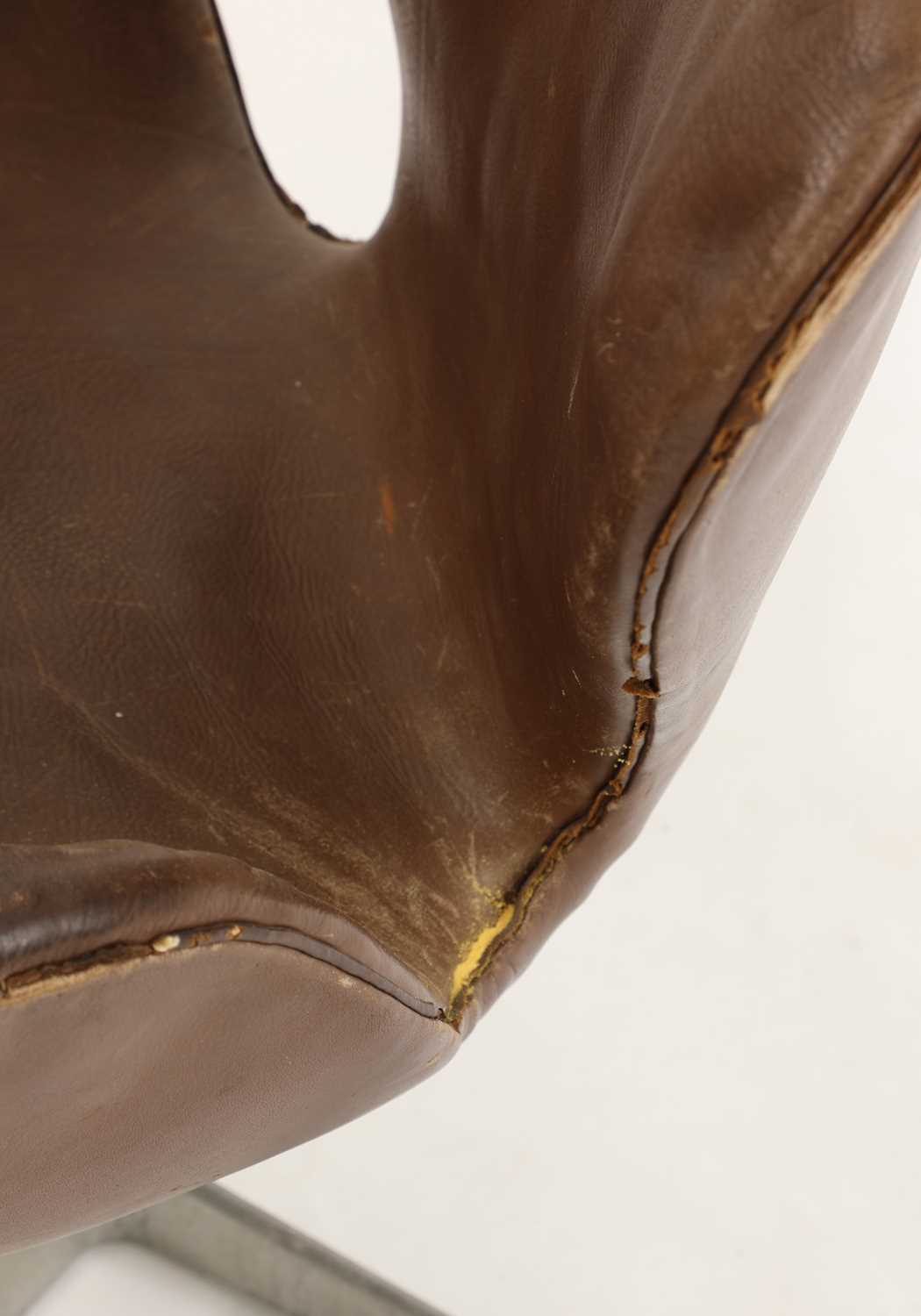 Lot 334 - A 'Swan' chair,