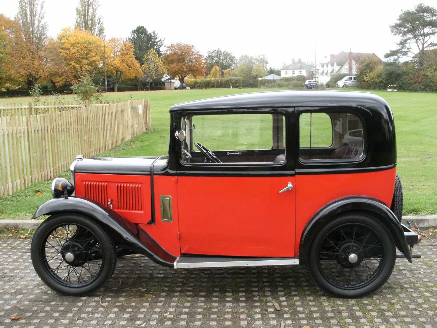 Lot 1 - 1933 Austin Seven Saloon,