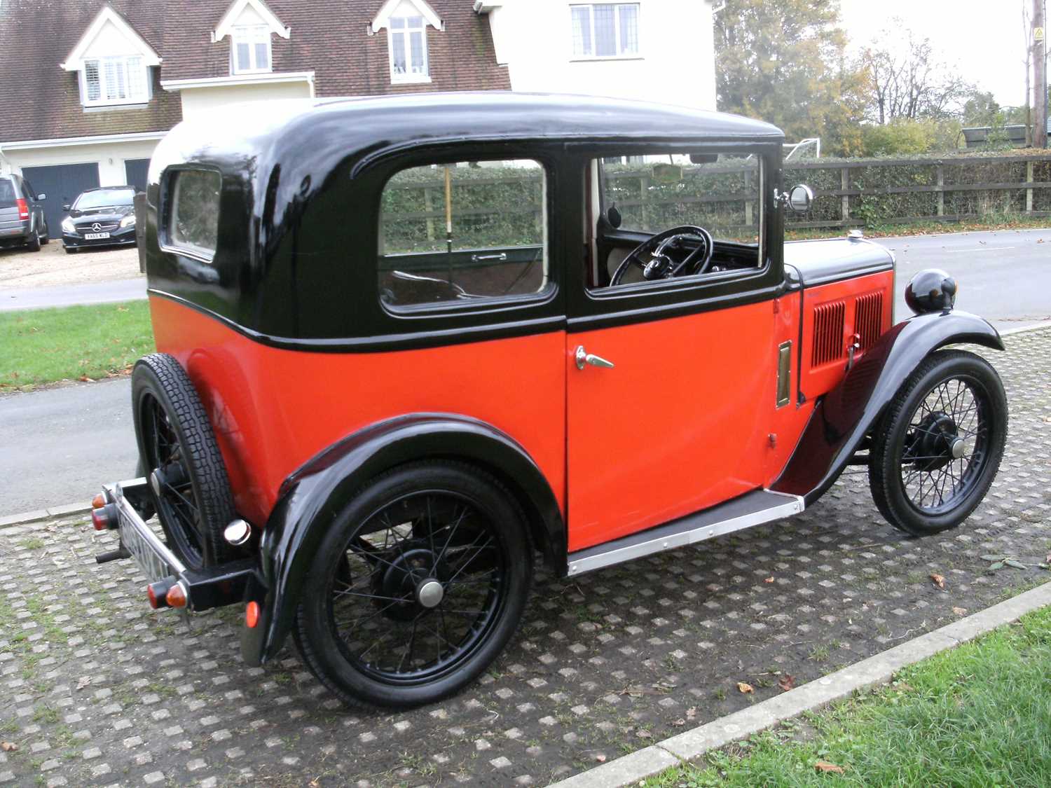 Lot 1 - 1933 Austin Seven Saloon,