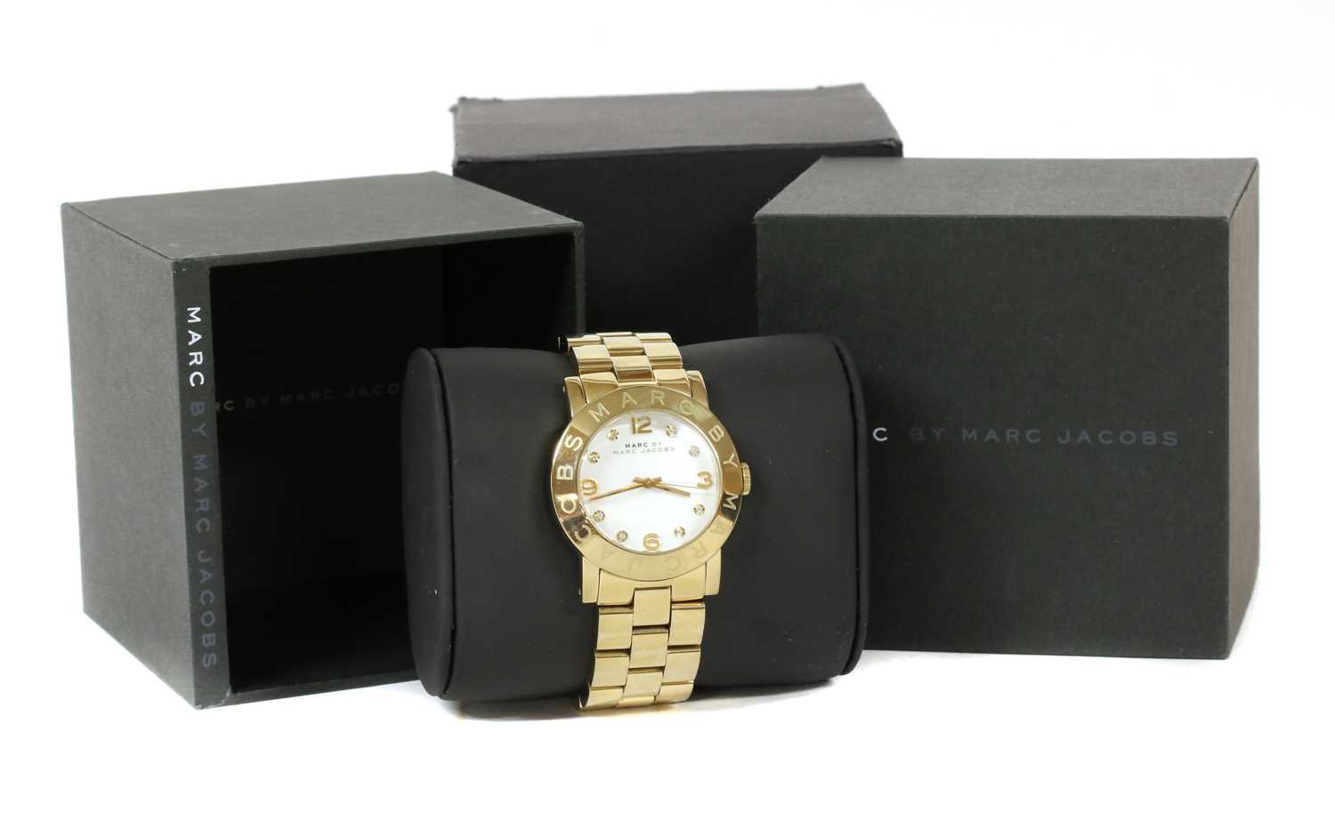 Lot 272 - A ladies' gold-plated Marc Jacobs quartz