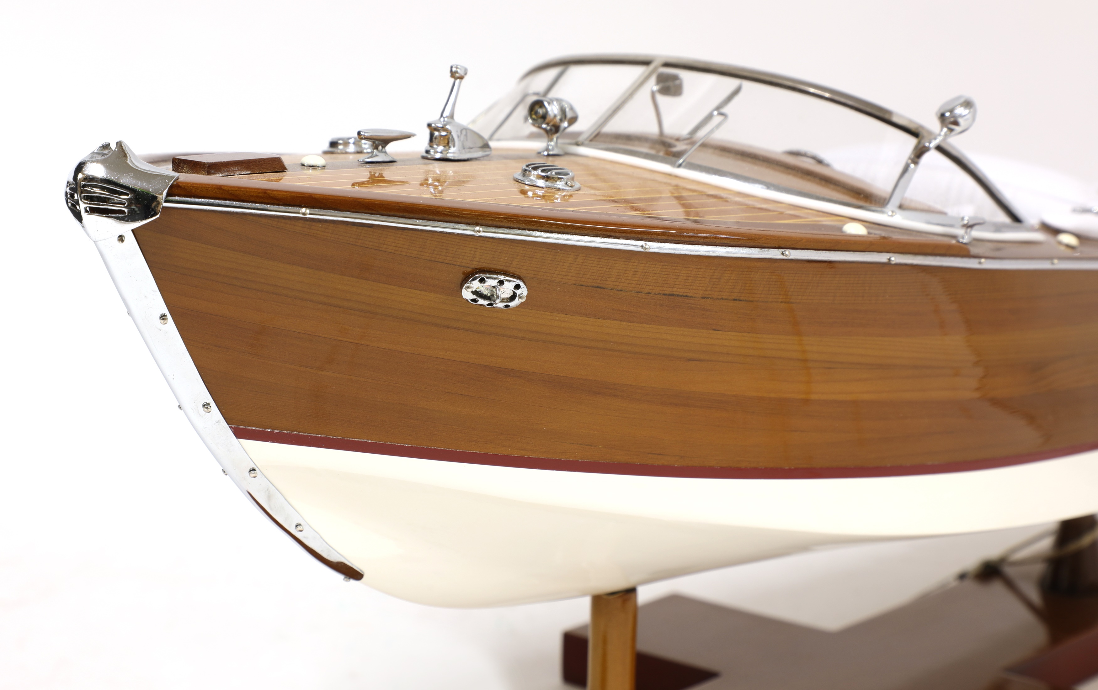 Lot 255 - A model ‘Riva Super Aquarama’ launch,