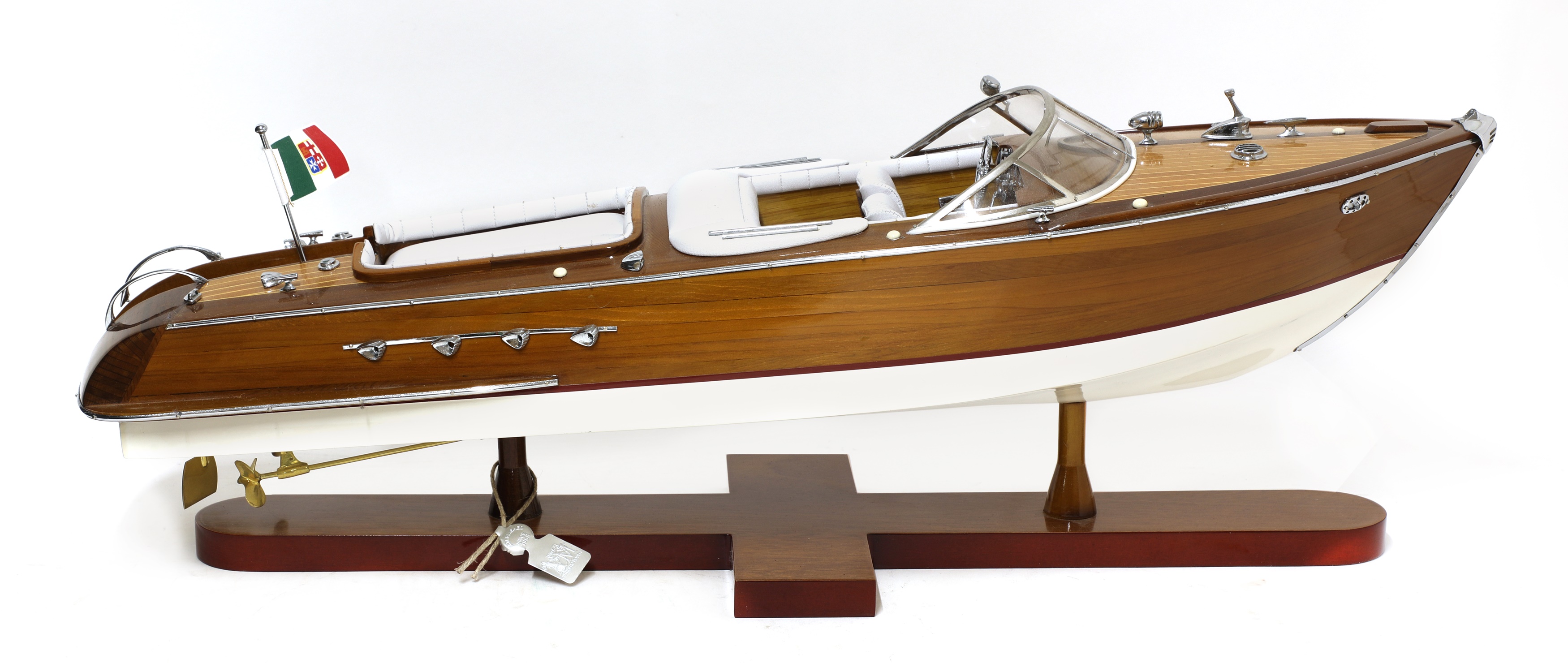 Lot 255 - A model ‘Riva Super Aquarama’ launch,