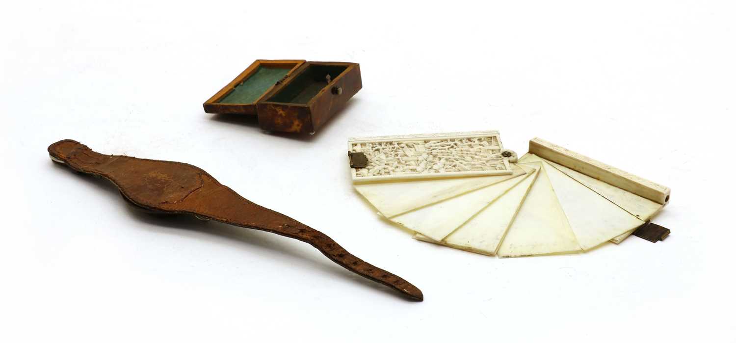 Lot 25 - A late 19th century Cantonese carved ivory