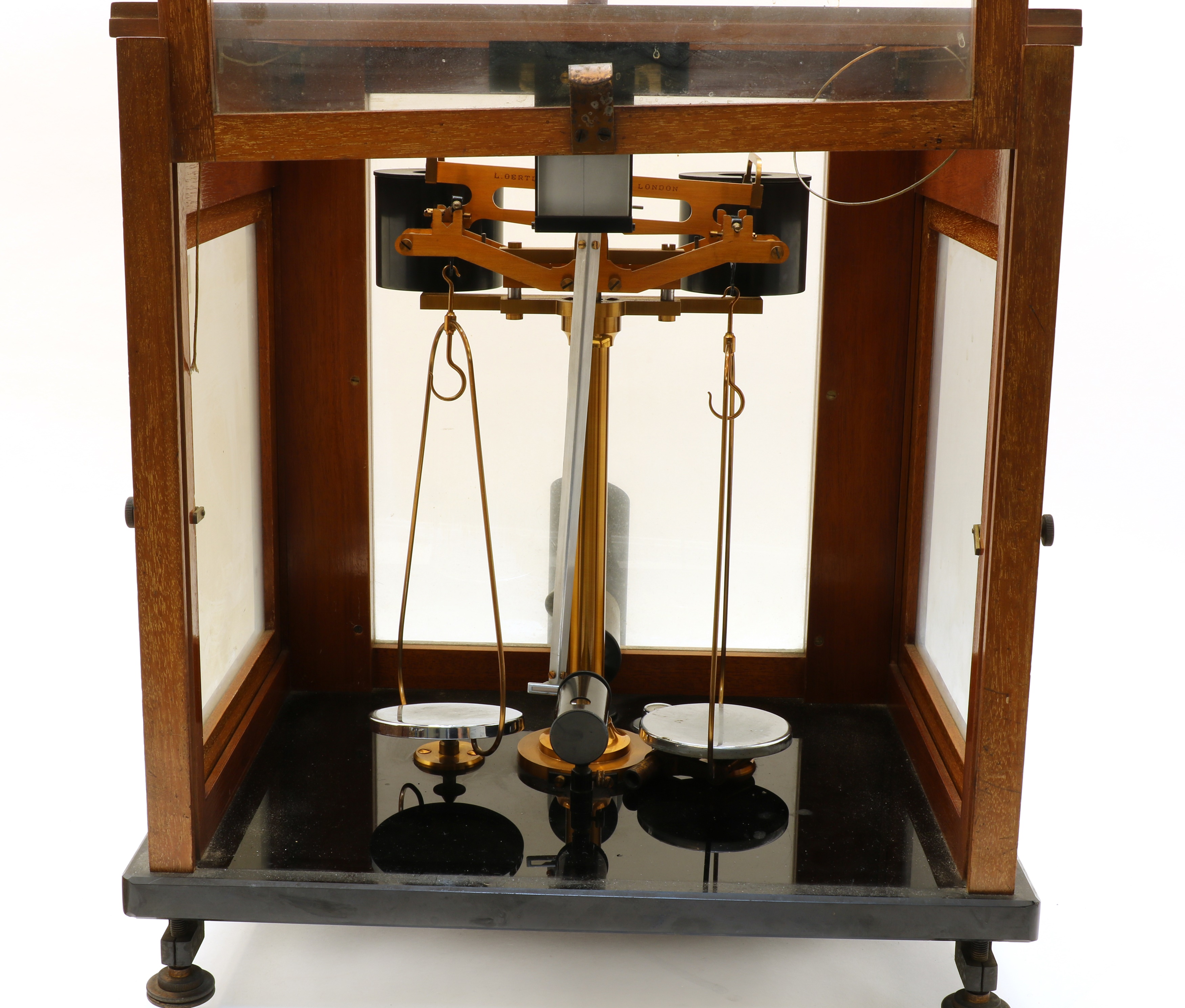 Lot 236 - A mahogany cased set of Oertling chemical