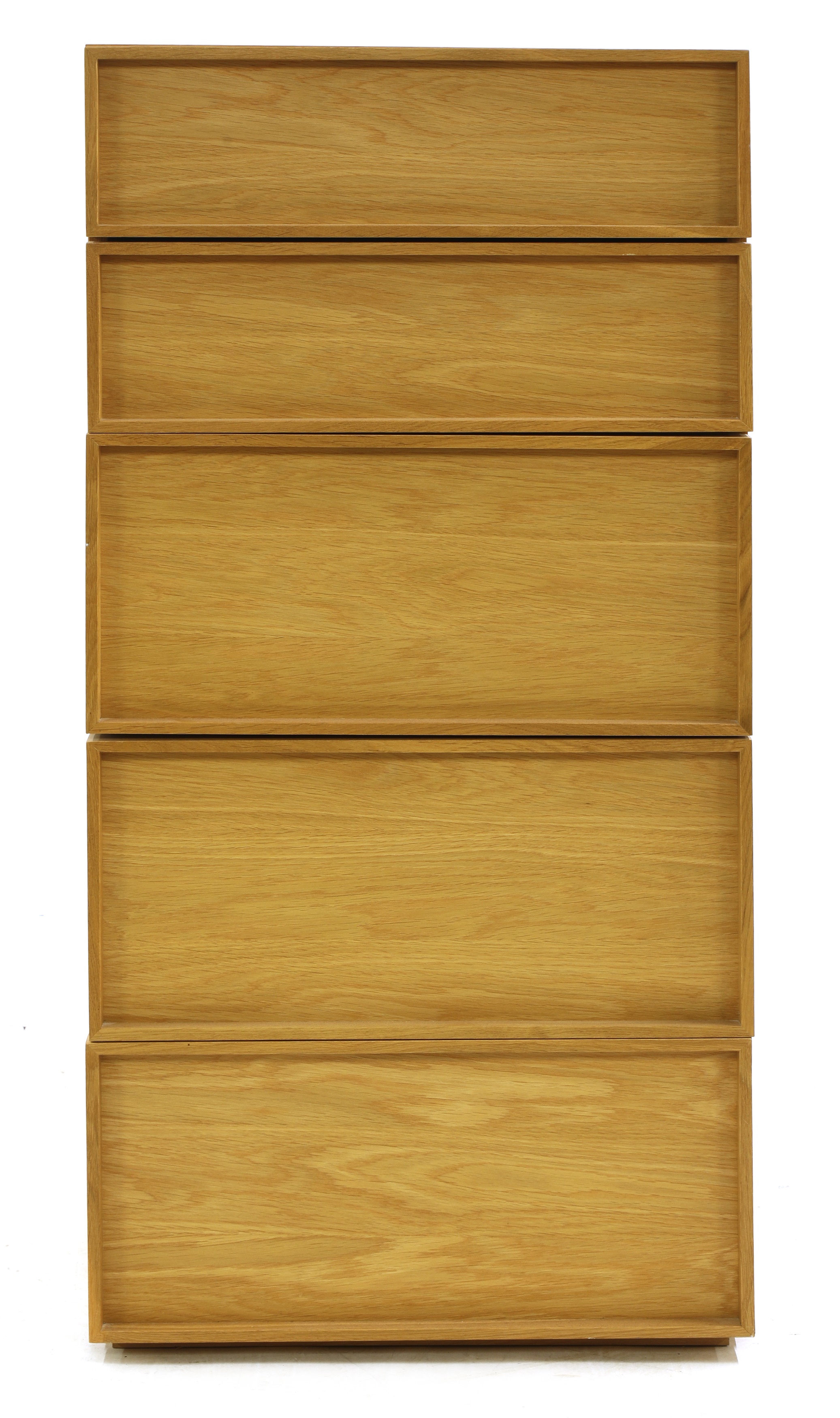Lot 492 - A contemporary Heal's oak upright chest,