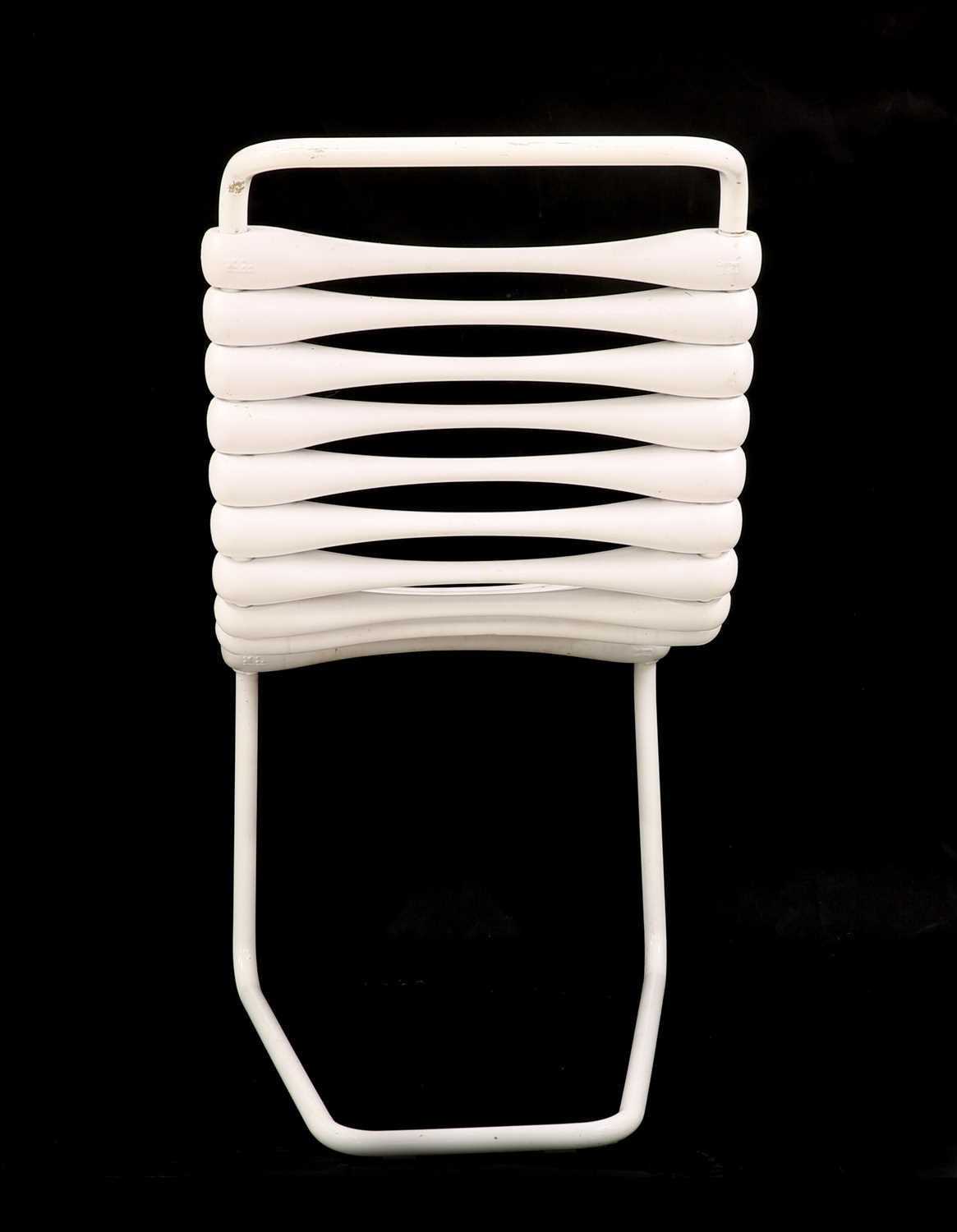 Lot 252 - A 'Boing' chair,