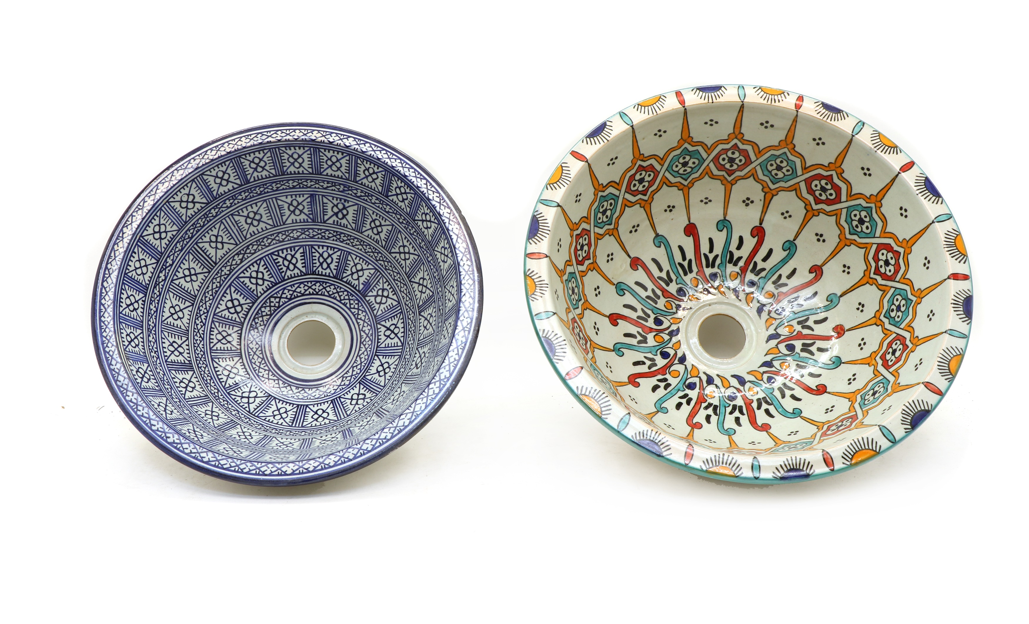 Lot 247 - A group of five various Isnik pottery basins,