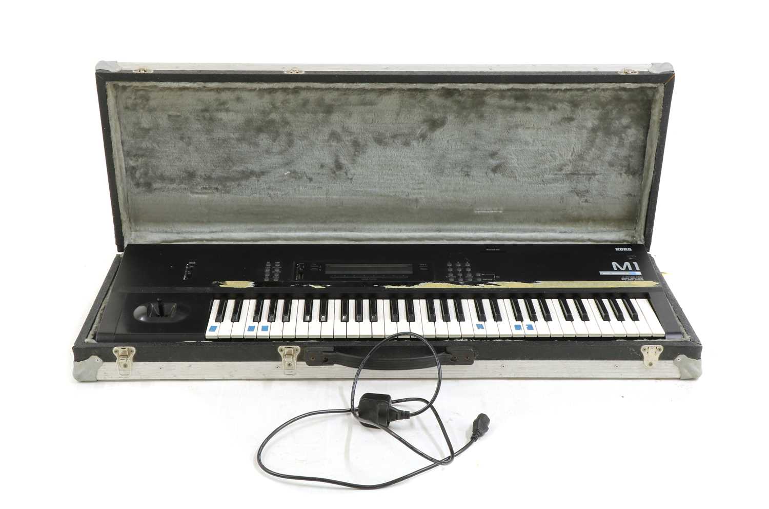 A Korg M1 Music workstation keyboard | Barnebys