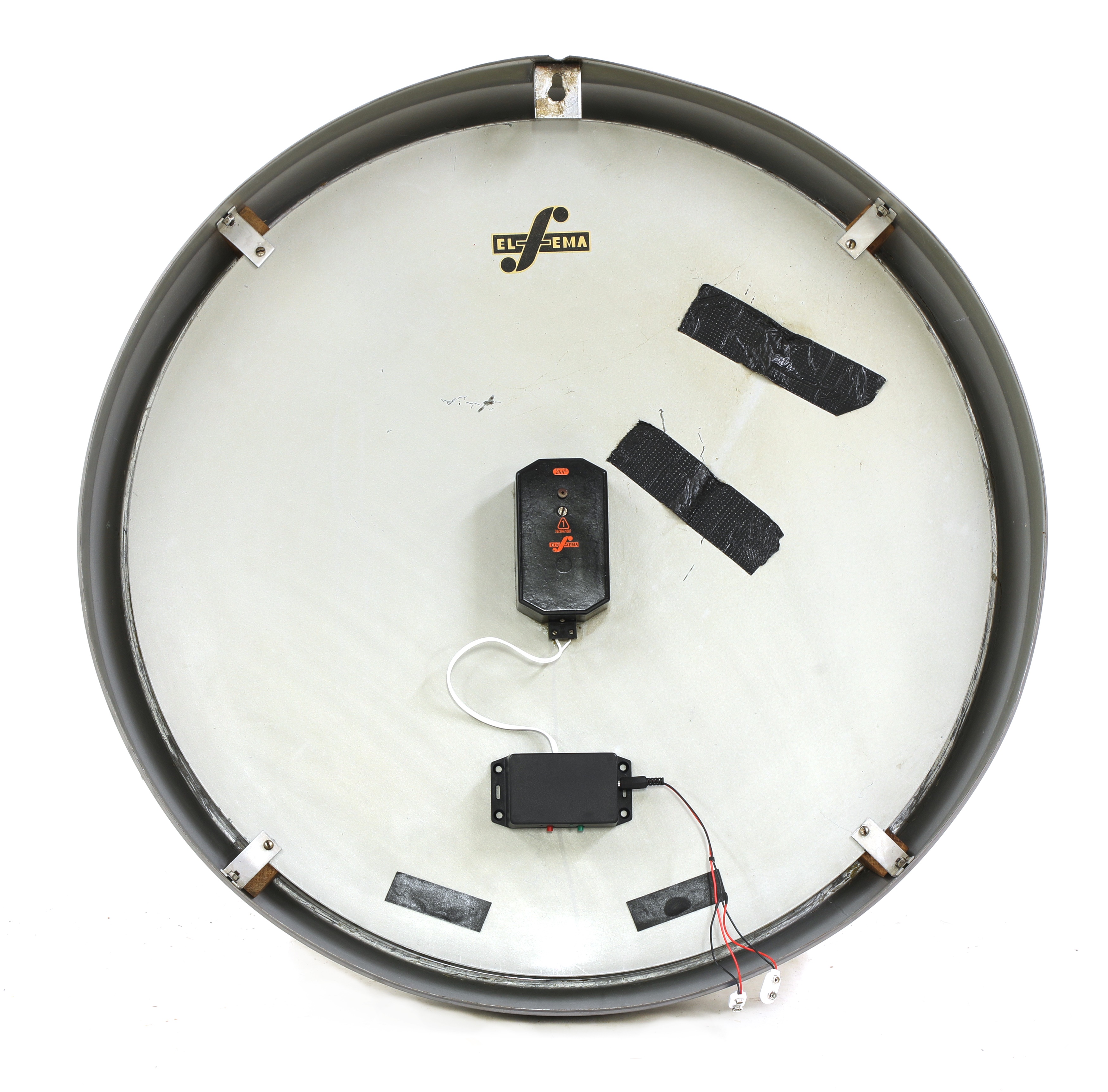 Lot 510 - An Elfema electrical impulse clock,