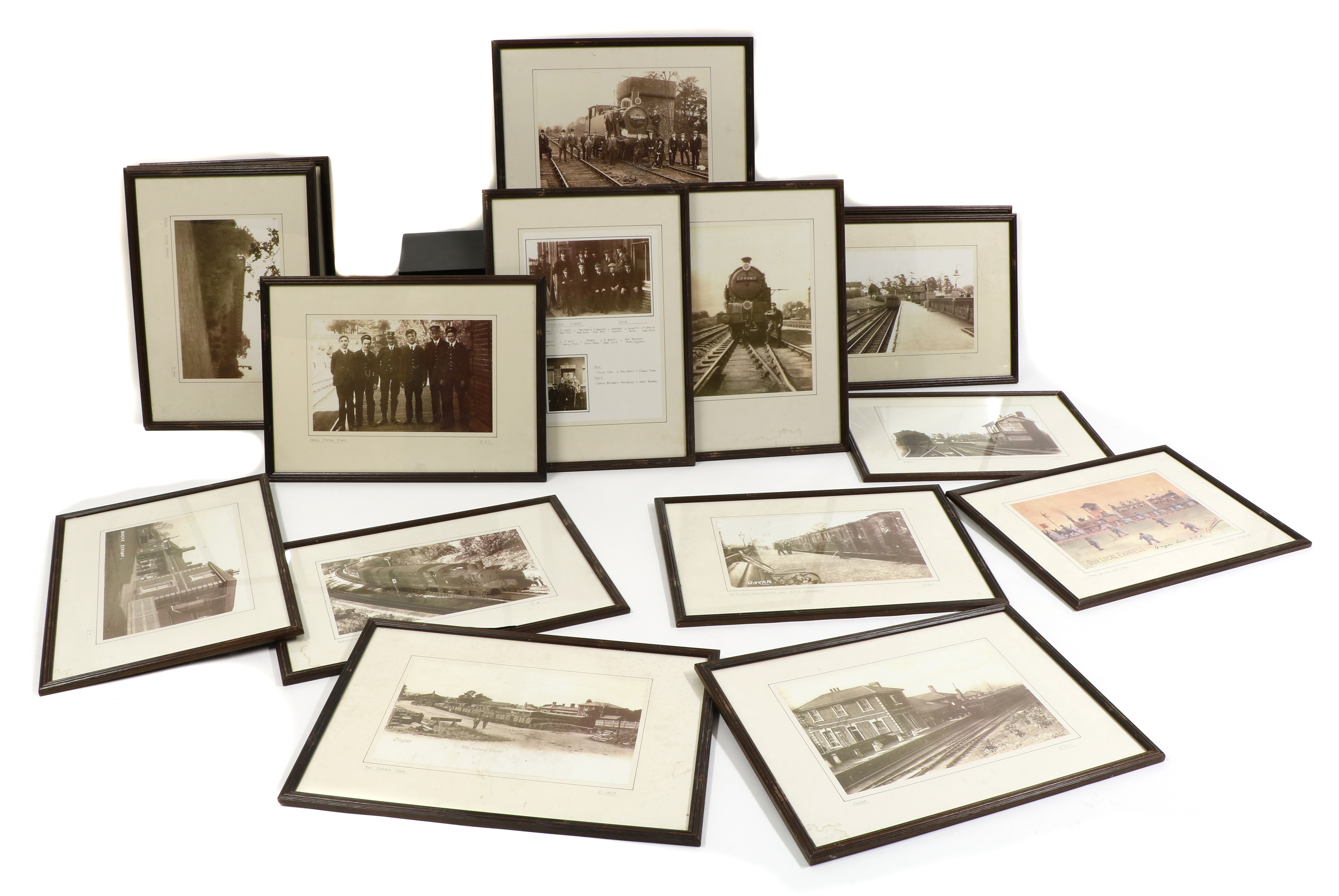 Lot 294 - Railway memorabilia,