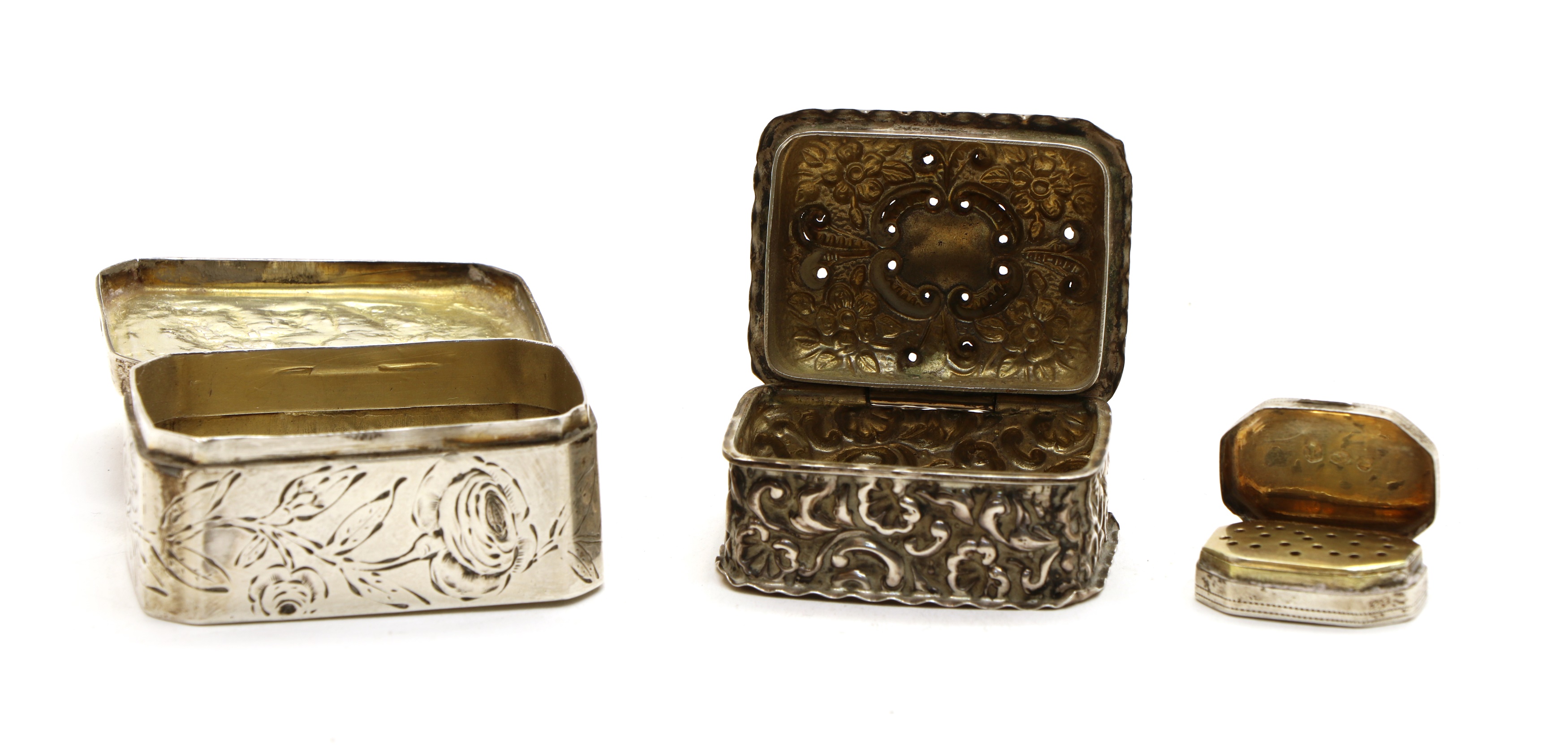 Lot 27 - A Hanau silver box,