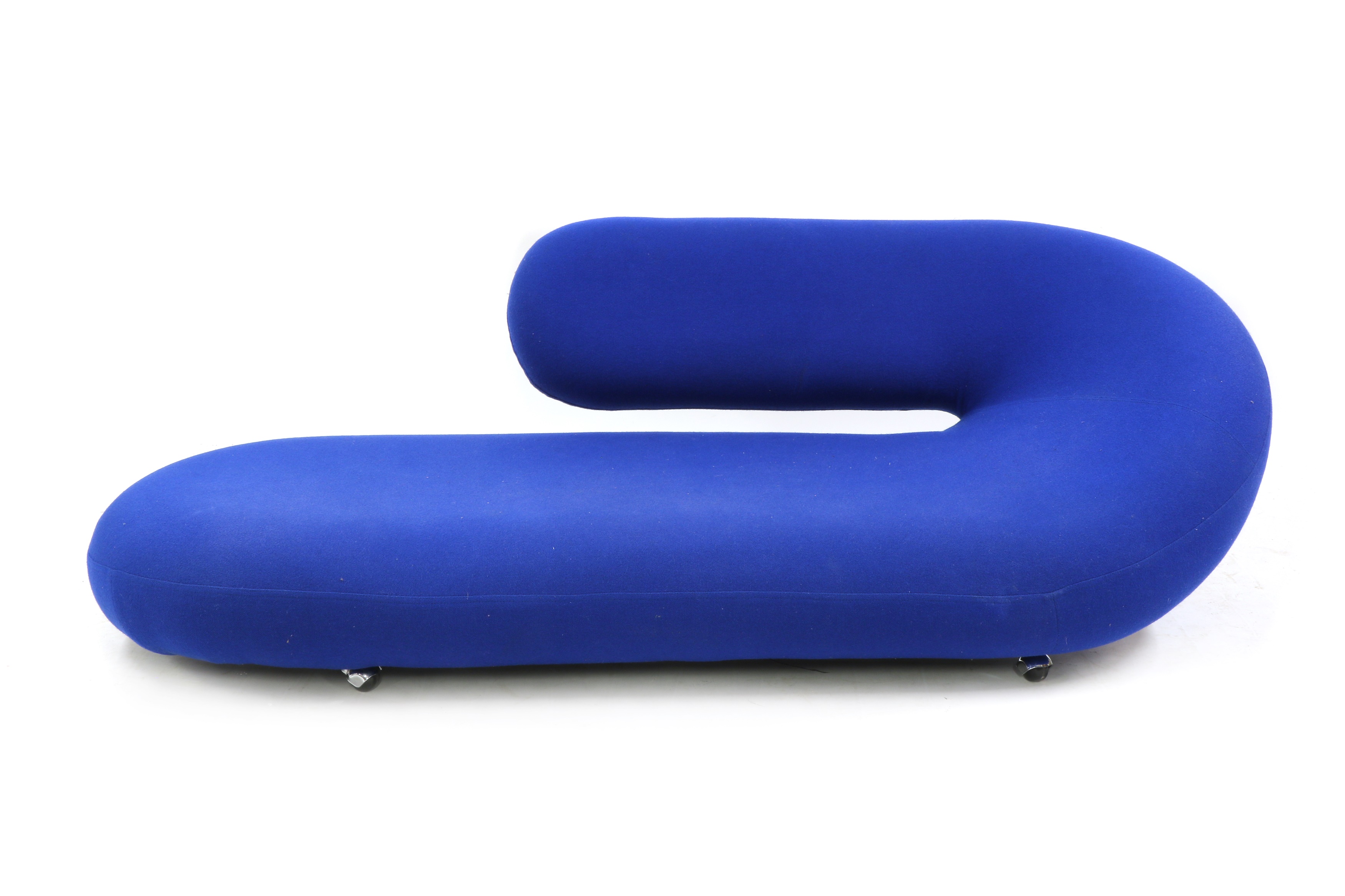 Lot 597 - A 'Cleopatra' chaise lounge,