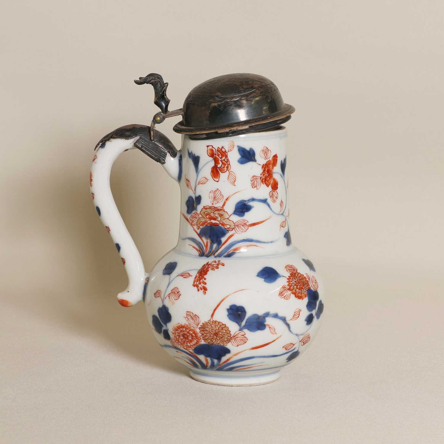 Lot 26 - A Chinese Imari chocolate pot,