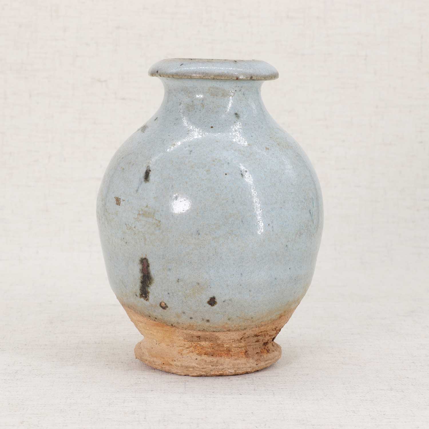 Lot 10 - A Chinese Jun ware vase,