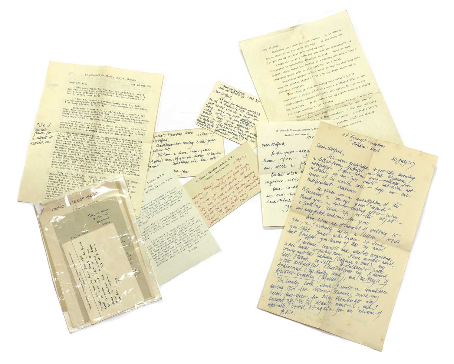 Lot 29 - SIGNED COPIES: