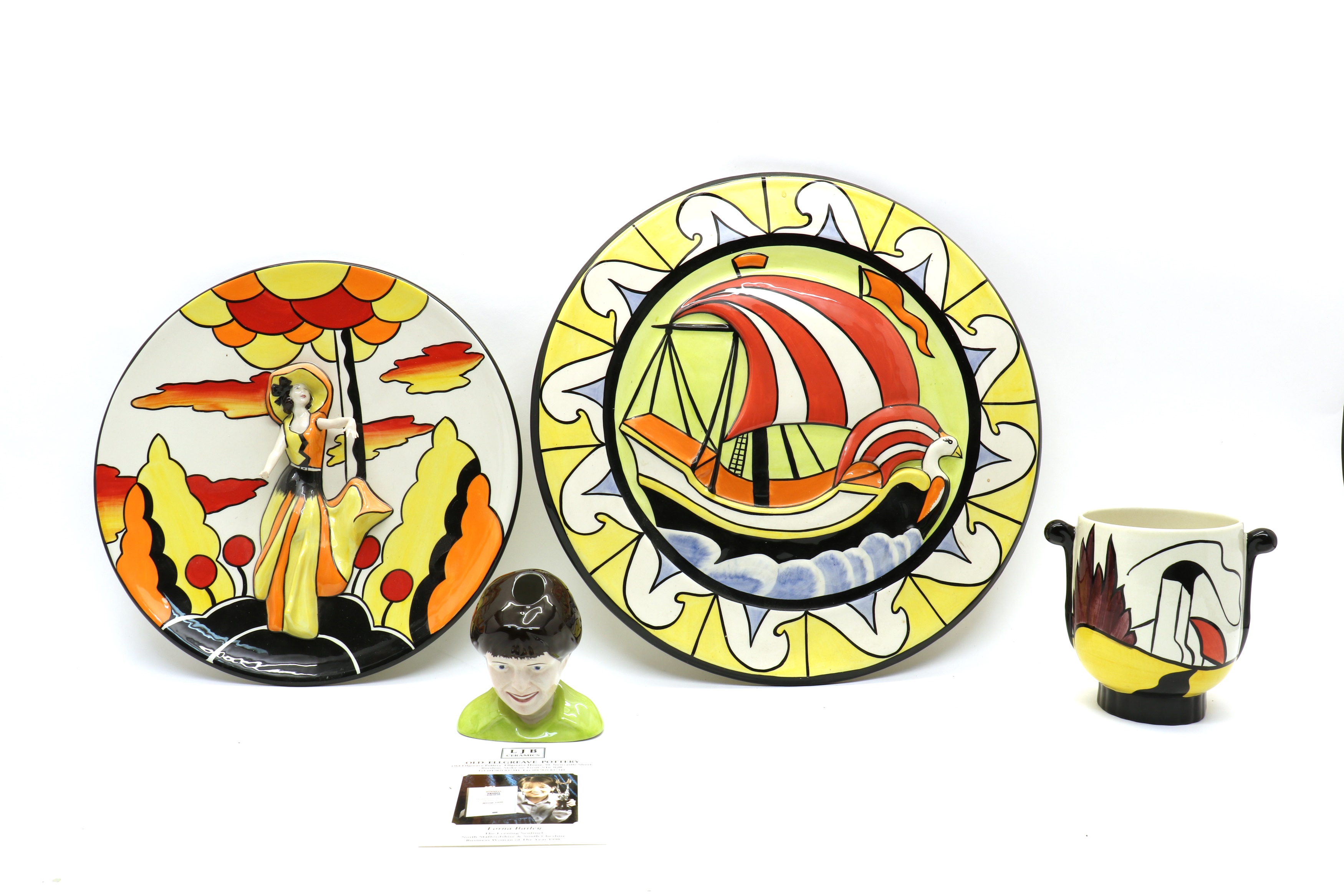 LORNA BAILEY 12.5cm MODEL OF "CHRISTMAS CUDDLES" THE CAT Signed By ...