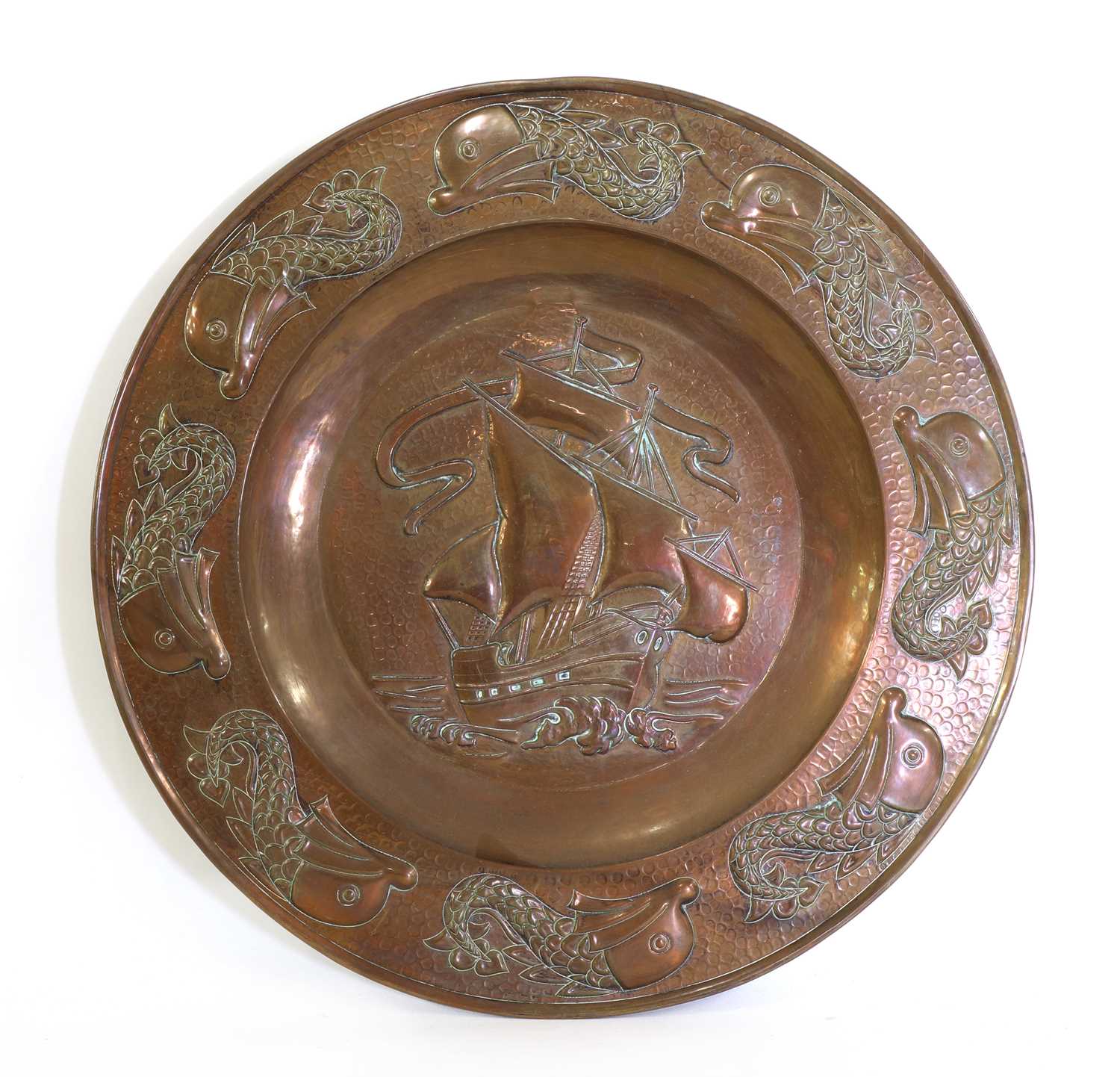 Lot 81 - An Arts and Crafts copper charger,