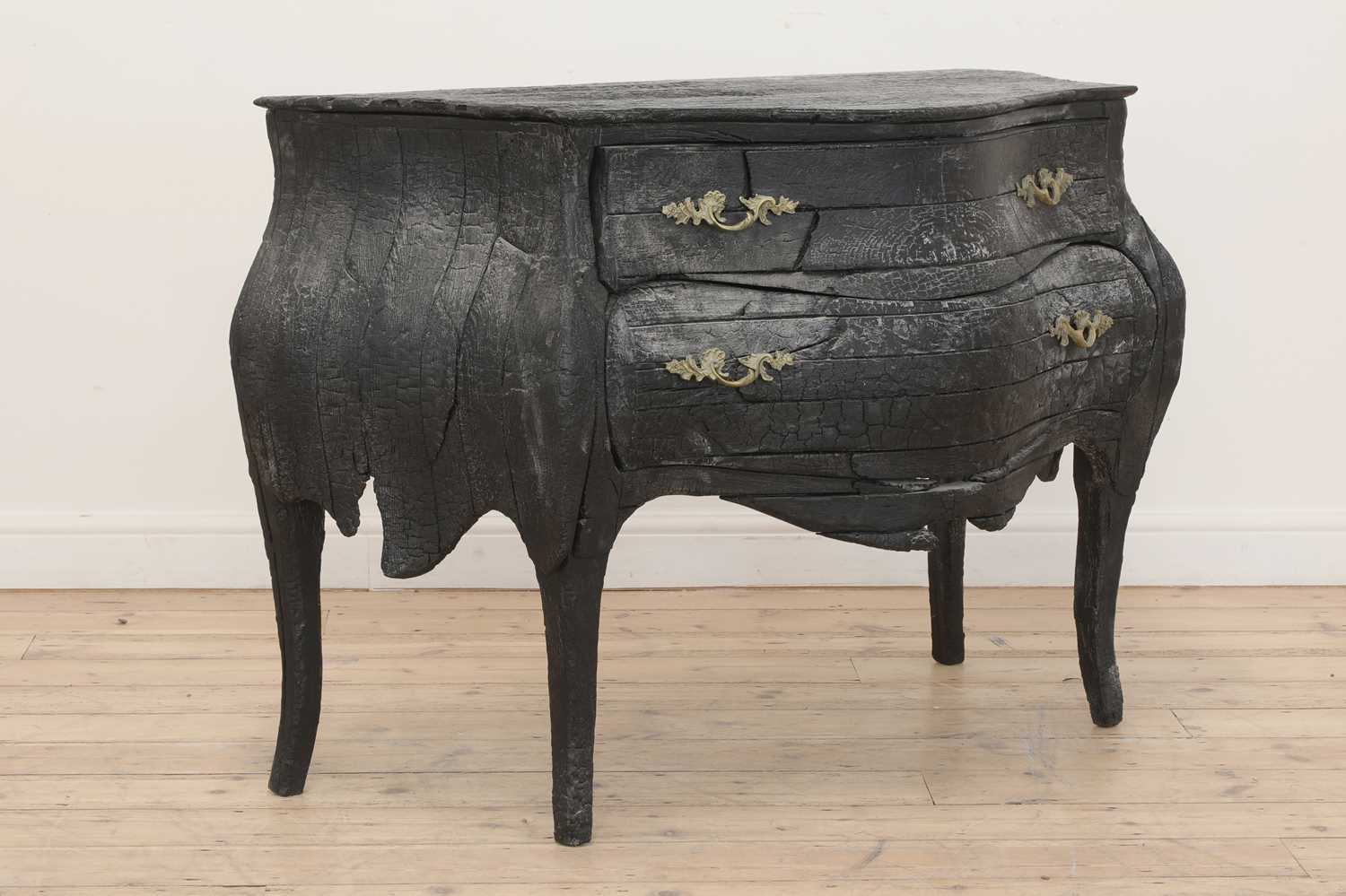 Lot 514 - A unique 'Smoke' chest,