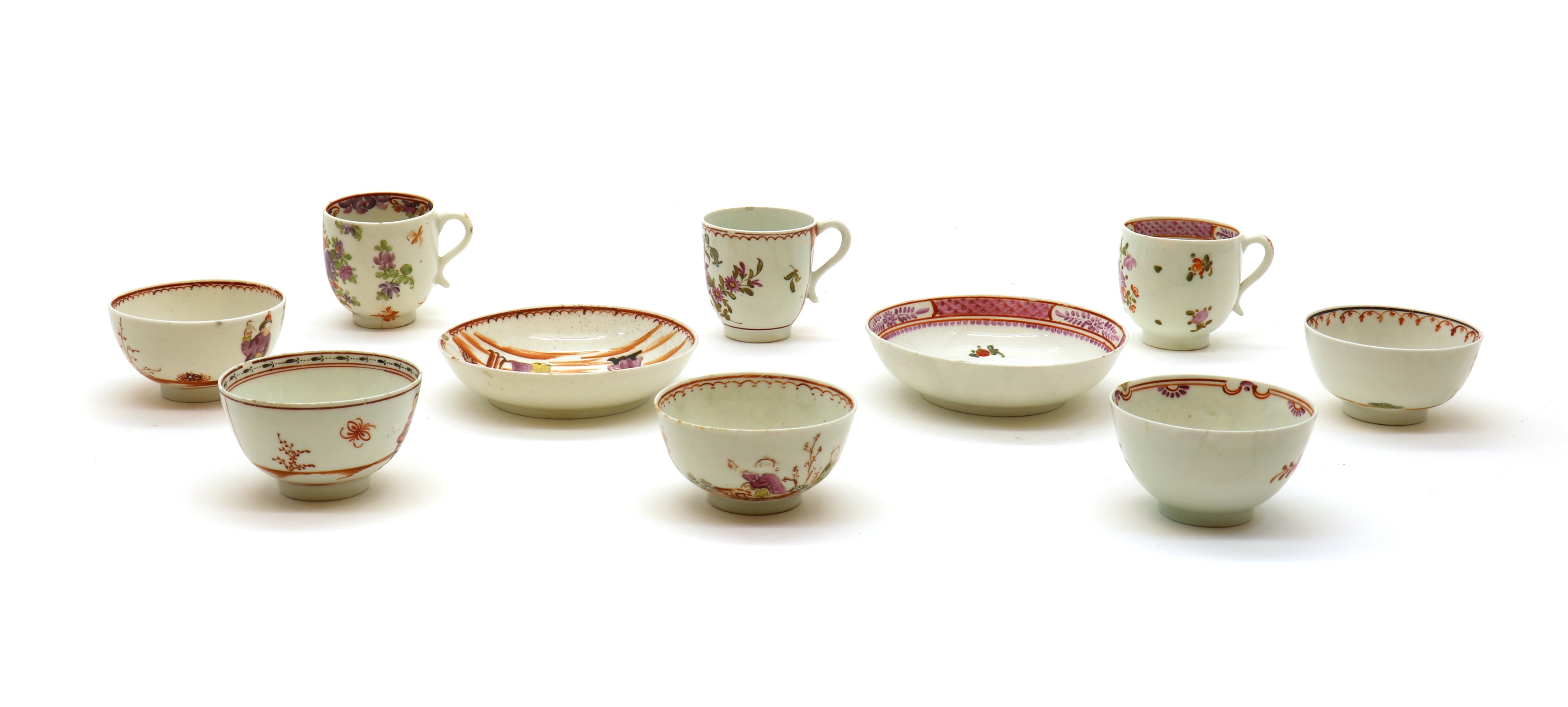 Lot 222 - A collection of Lowestoft porcelain tea