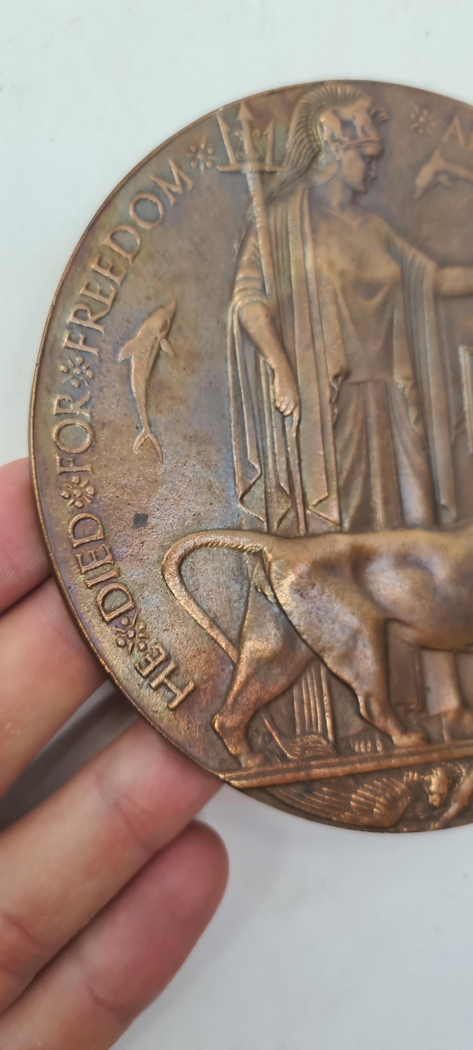 Lot 228 - A bronze WWI death penny