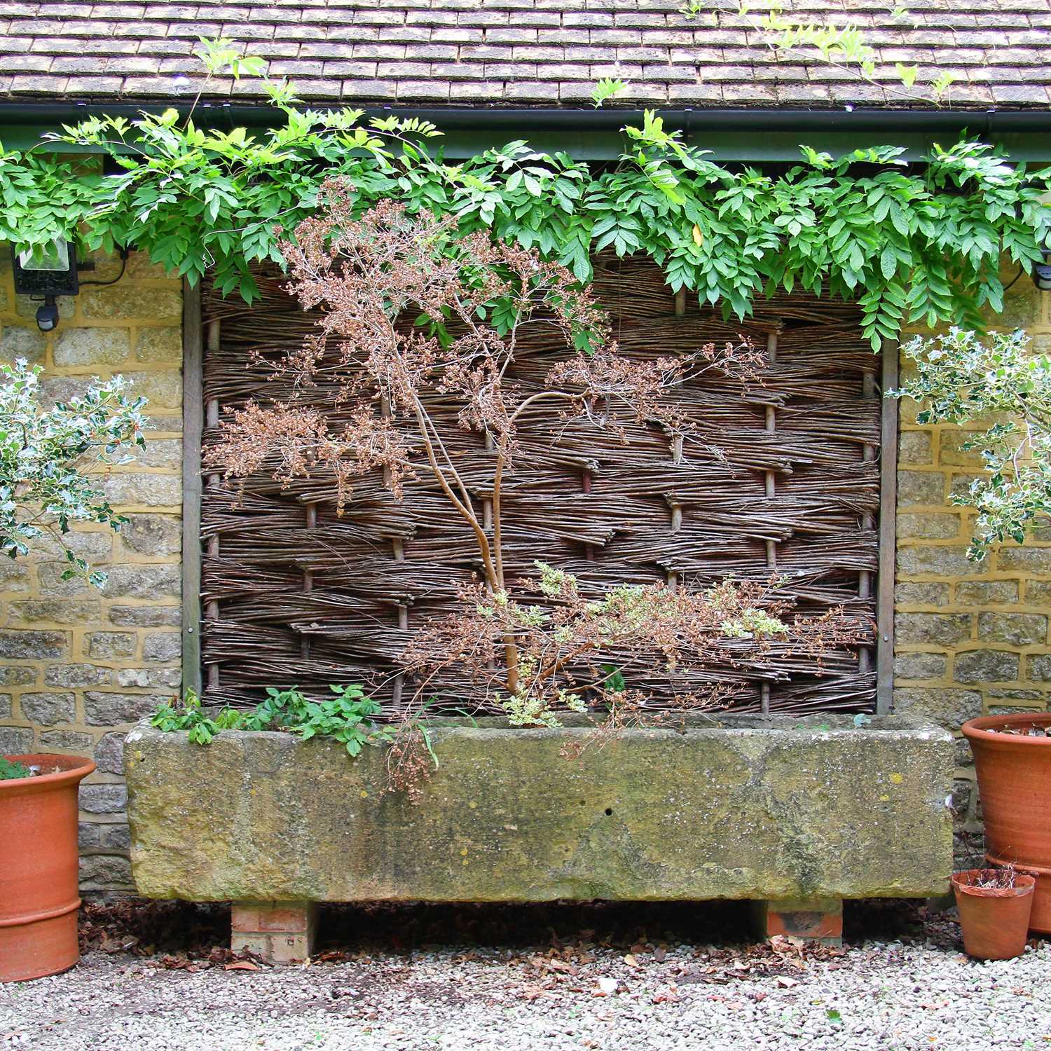 Lot 348 - A large Cotswold stone trough