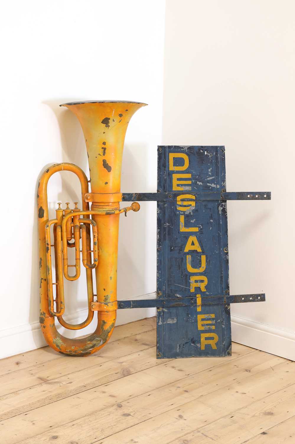 Lot 530 - A tuba sign,