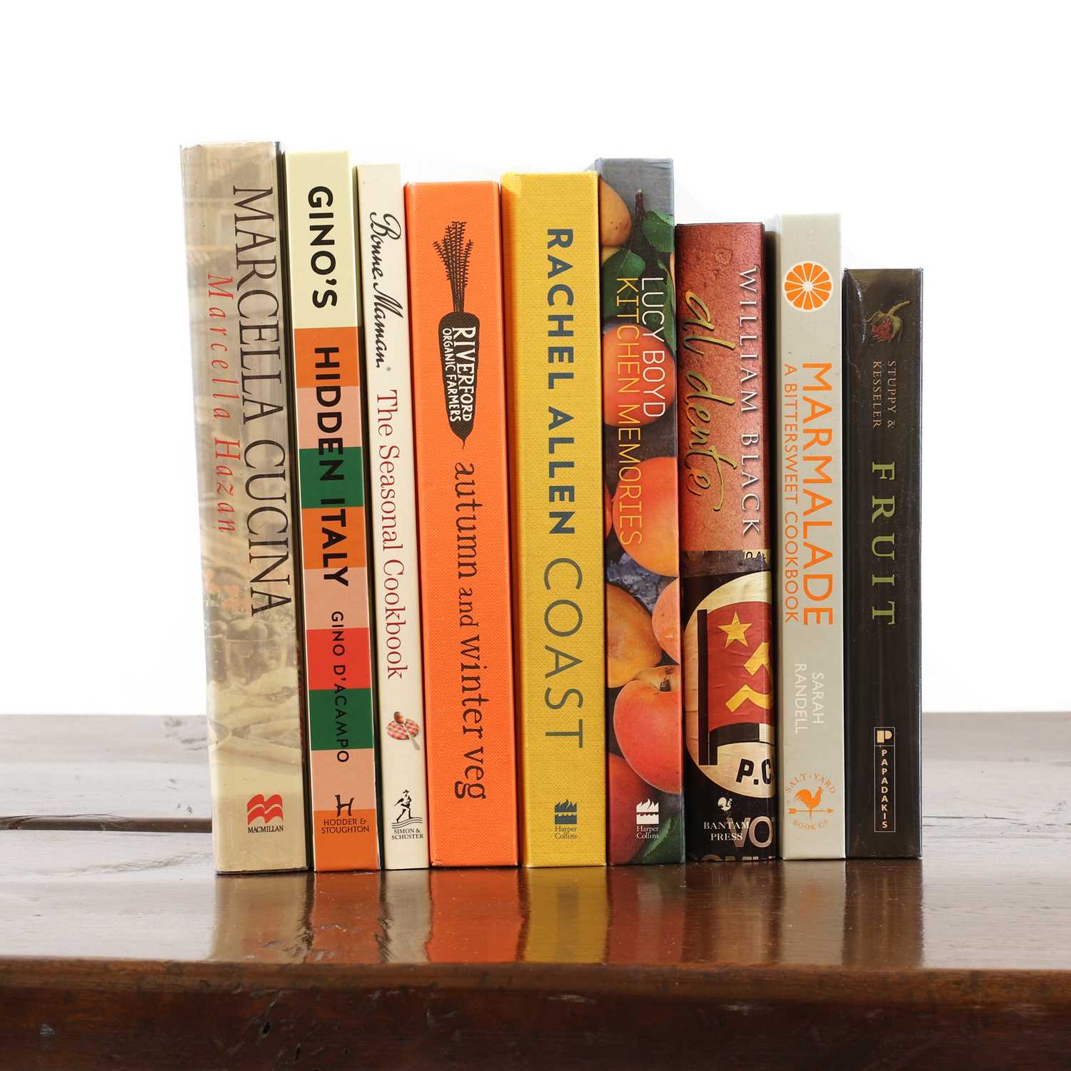 Lot 494 - An extensive collection of modern cookery