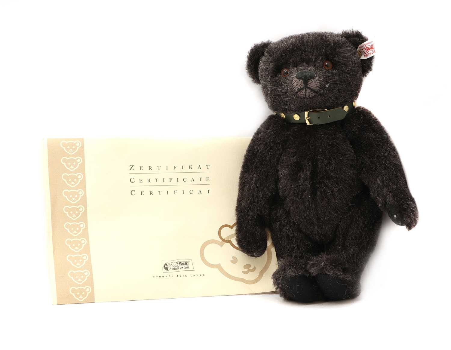 Lot 474 - A Steiff 'Jack, The Rare Alpaca Bear',