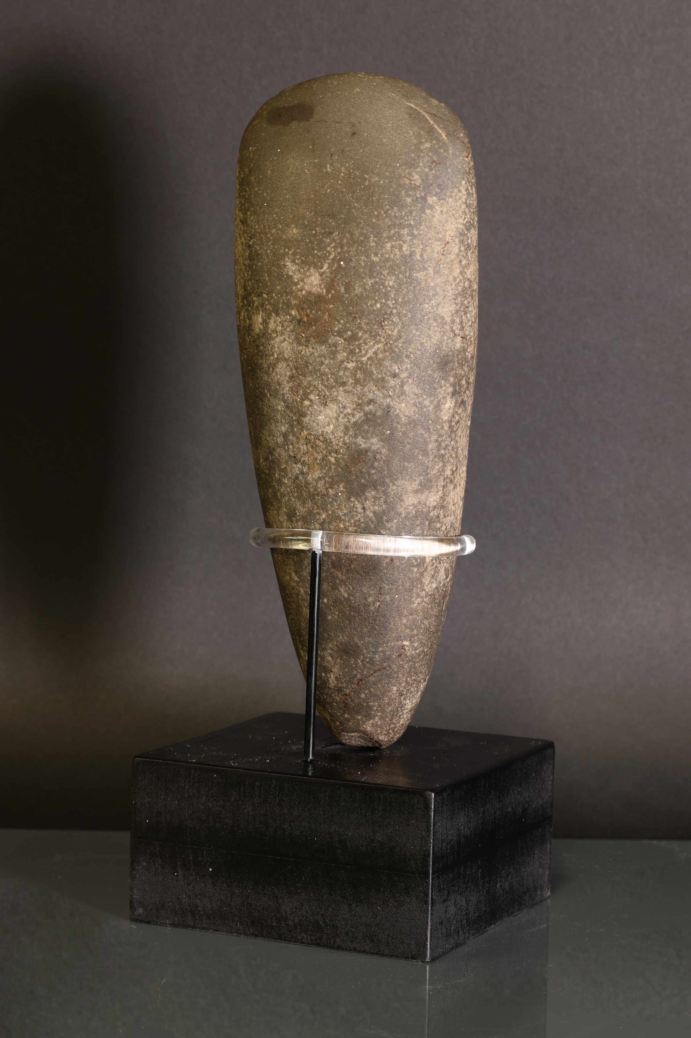 Lot 17 - A Neolithic adze,