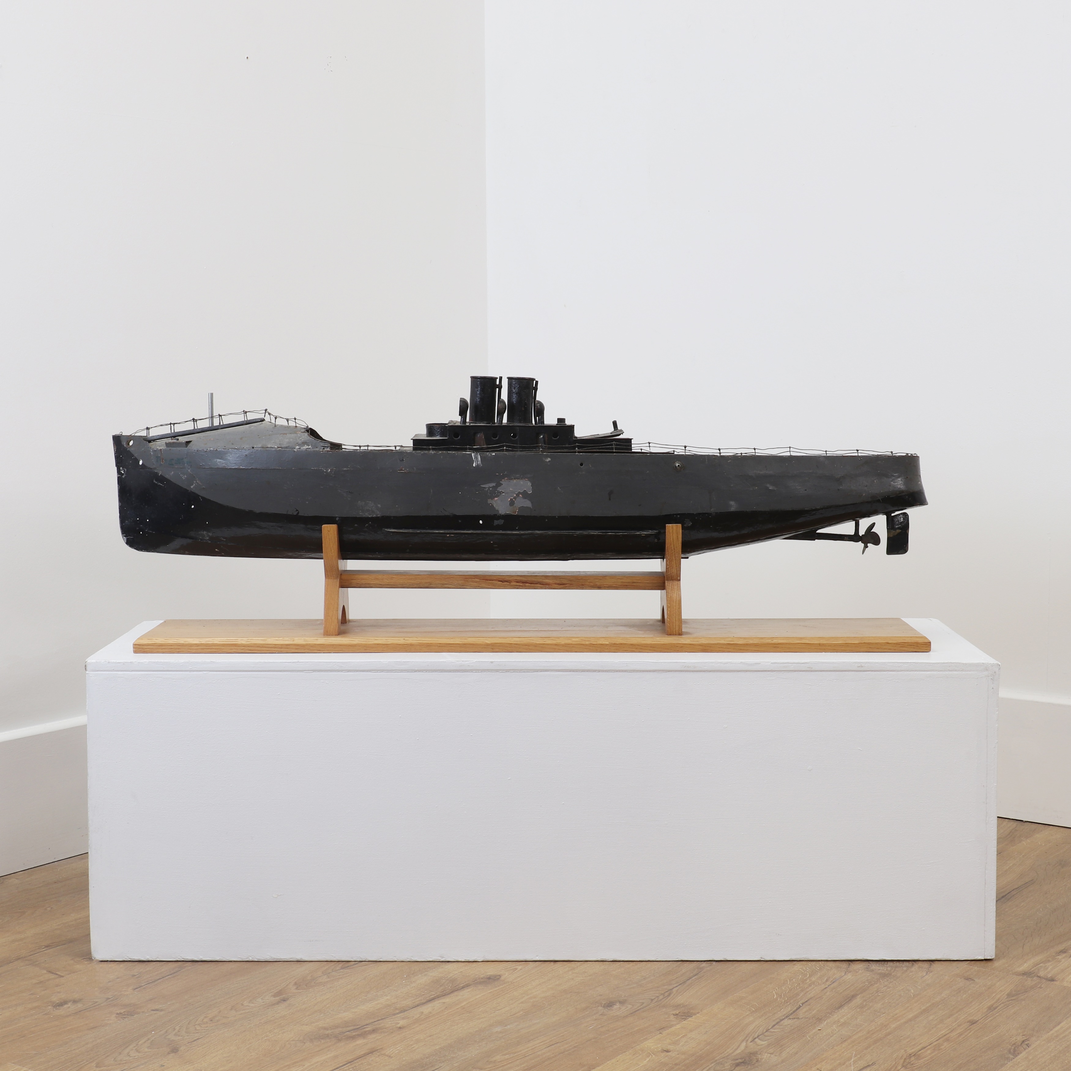 Lot 459 - A large late Victorian live-steam model of a