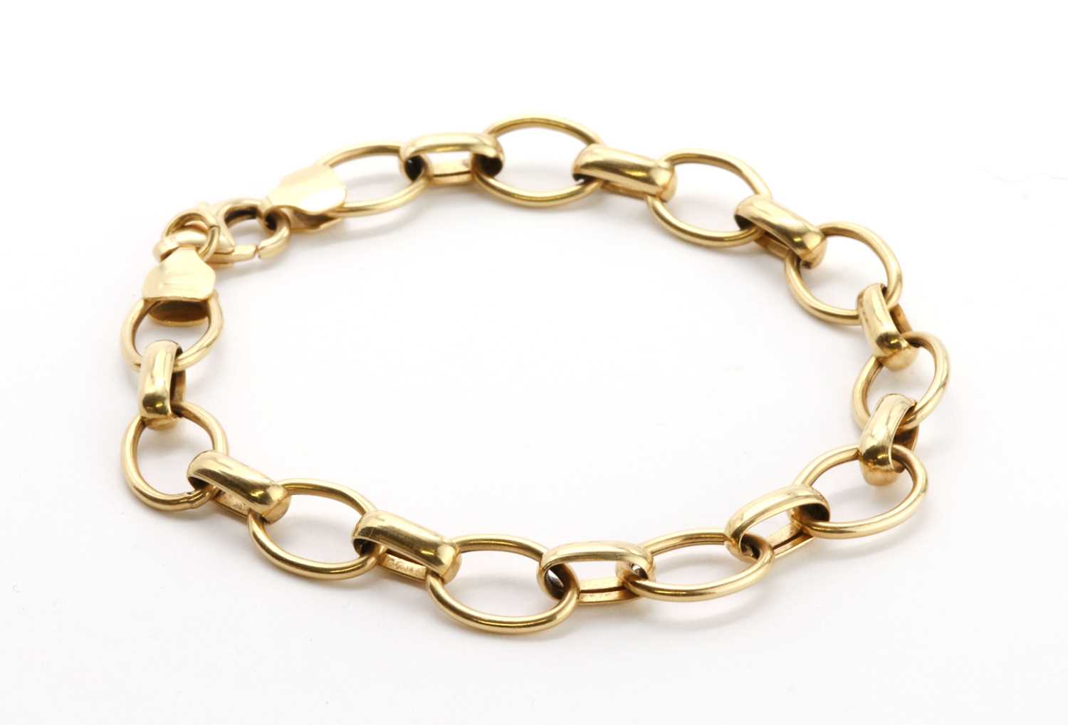 Lot 418 - An Italian hollow gold oval hoop link