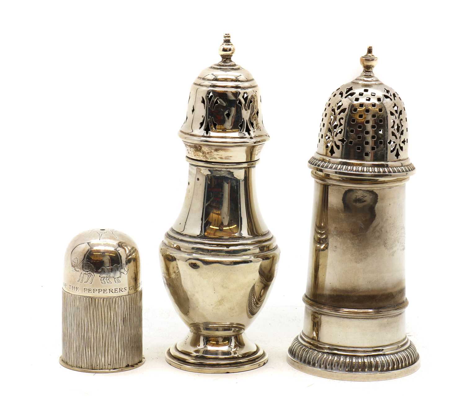 Lot 8 - A Gerald Benney silver salt pot,