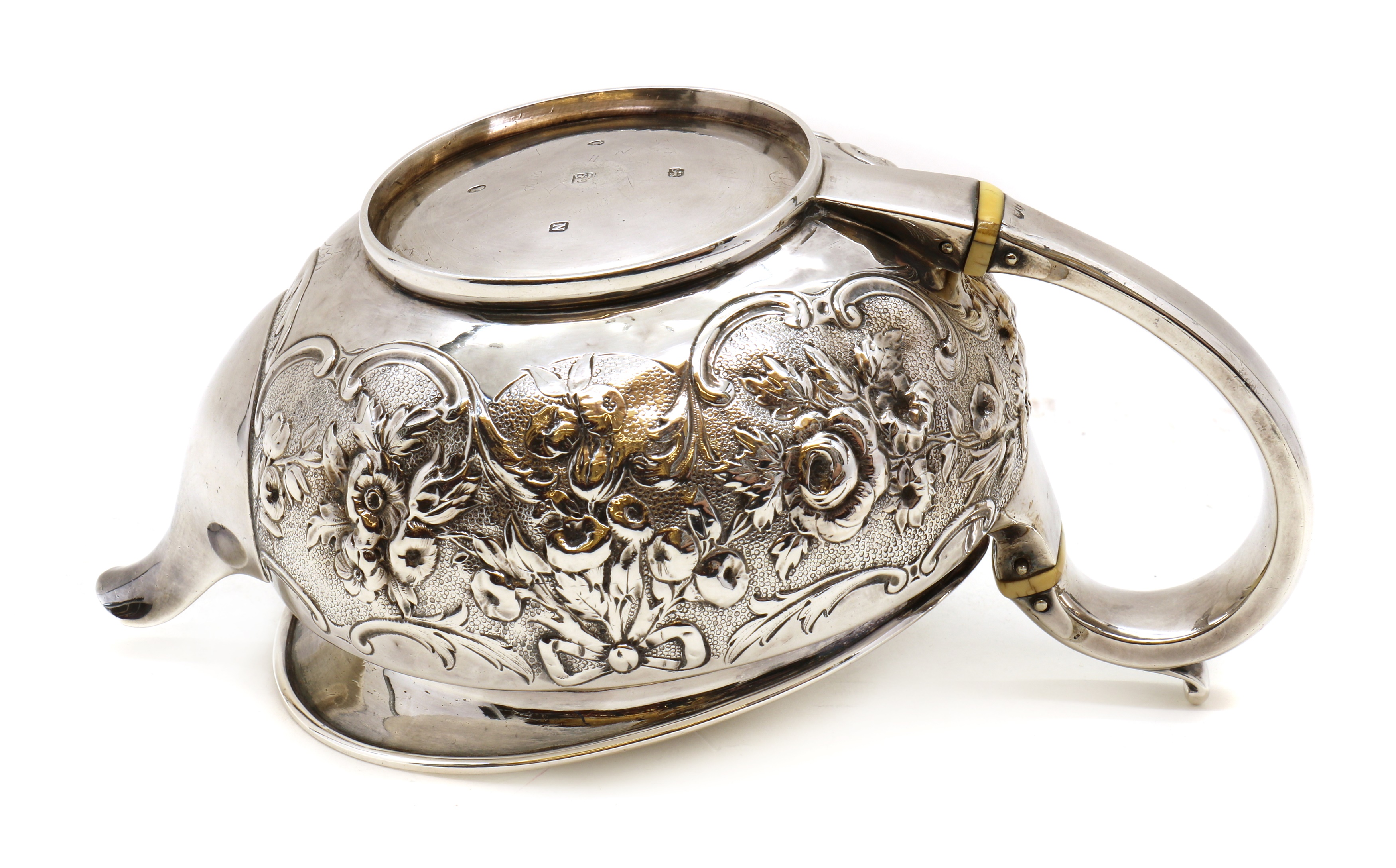 Lot 47 - A George III silver teapot